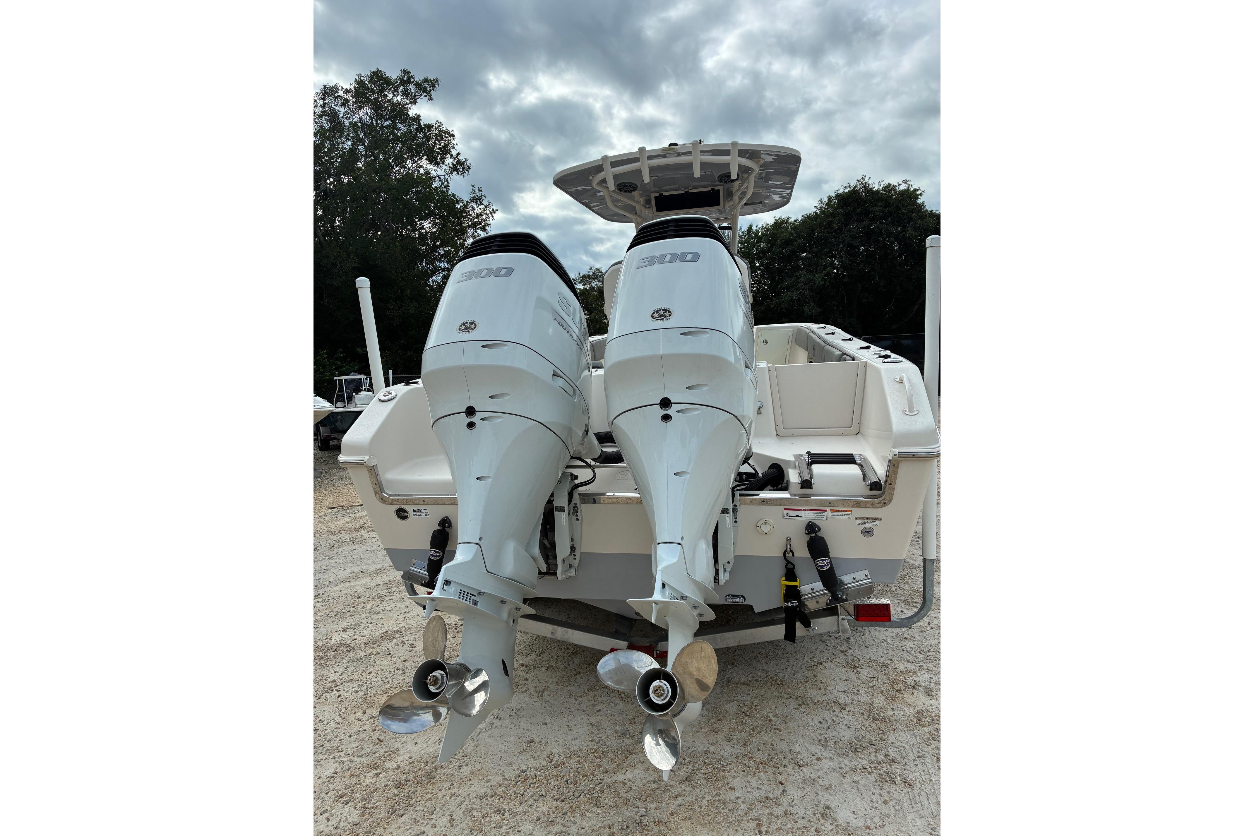 2023 Sea Chaser 27 HFC CC Barcos de consola central en venta - YachtWorld