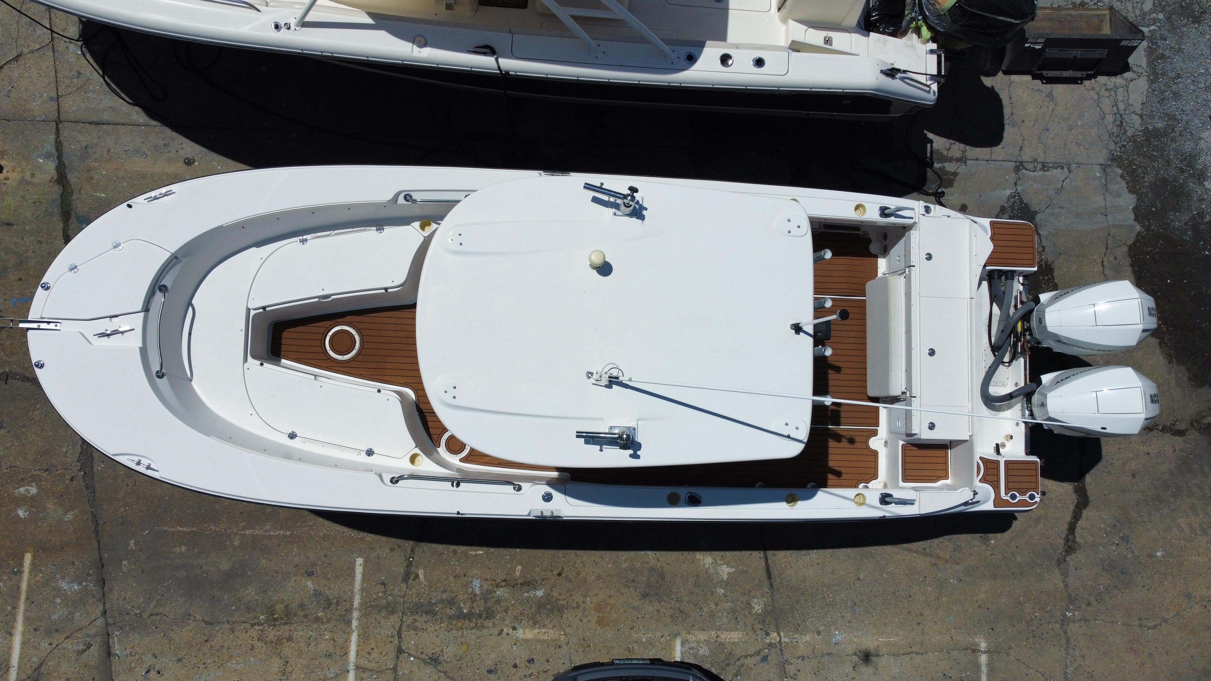 2005 Trophy 2503 Center Console Center Console for sale - YachtWorld