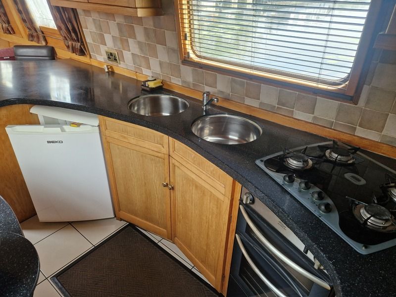 Tony Gilmore 57ft Trad Stern called Rising Damp | 17m | 2007 ...