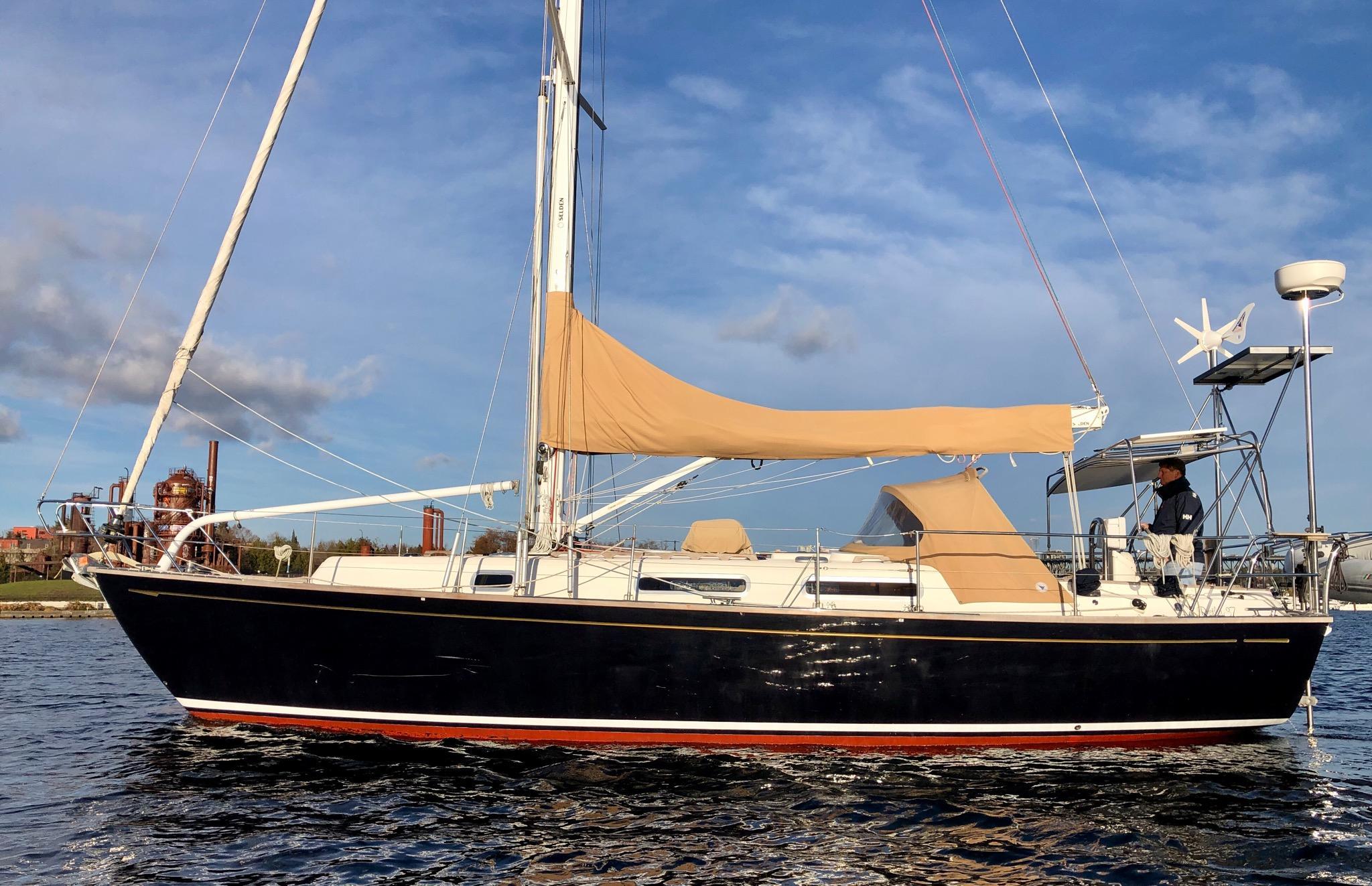 2015 Rustler 37 Cutter for sale - YachtWorld