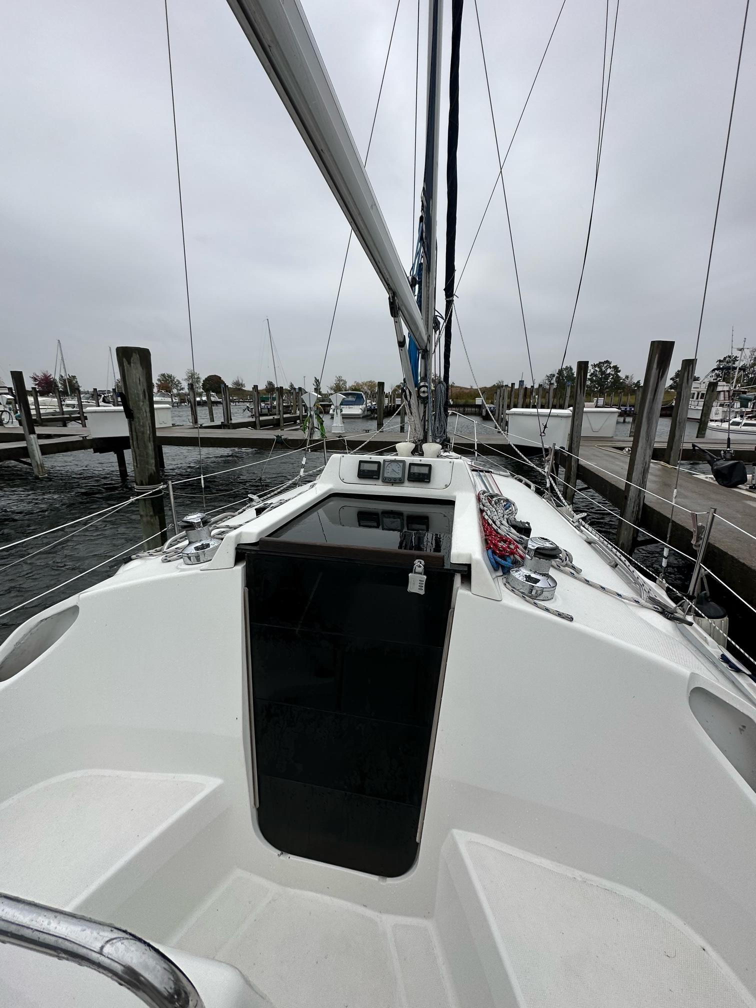 2001 Hunter 320 Cruiser for sale - YachtWorld