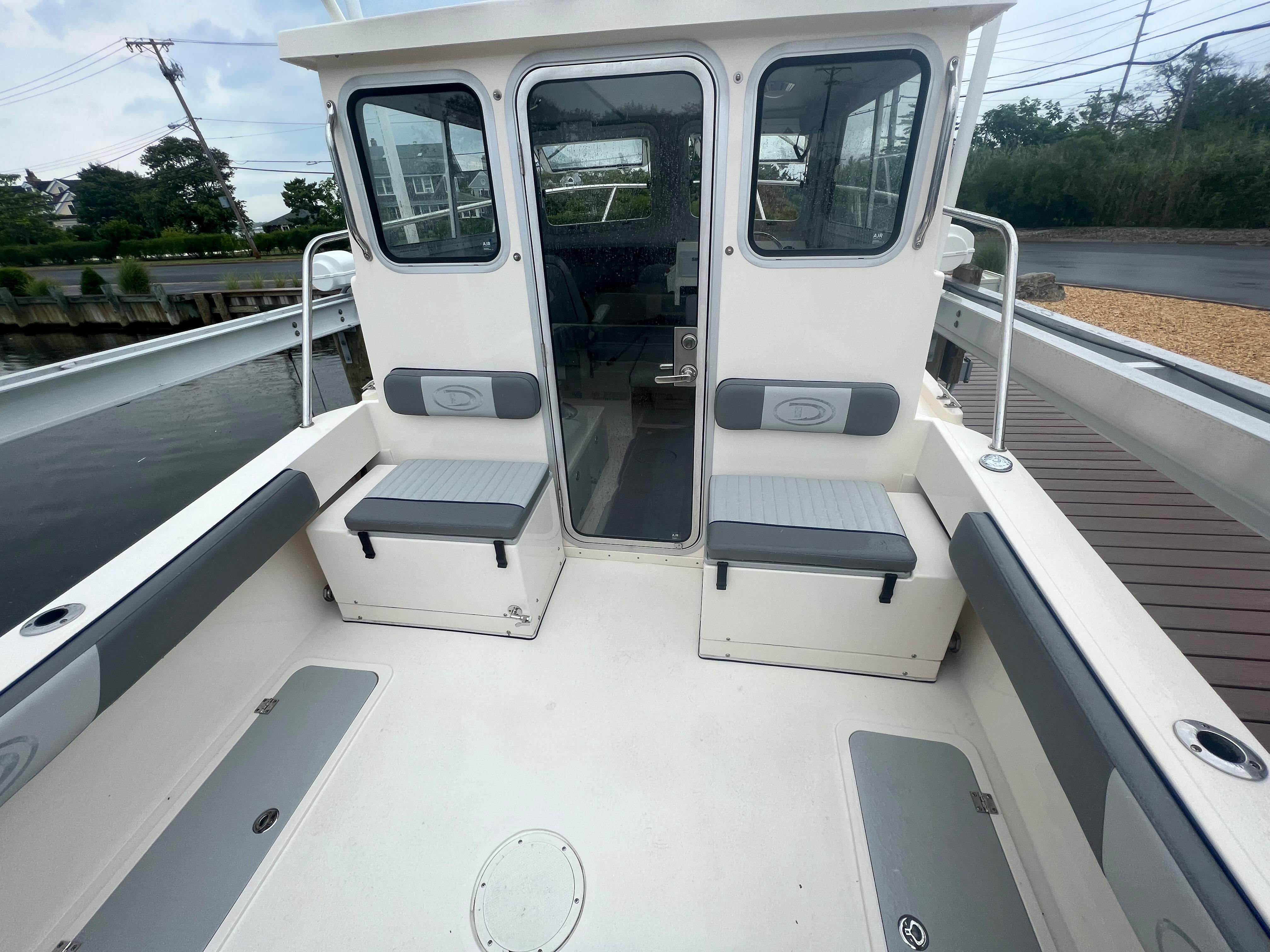 2022 Defiance 220 Admiral EX Pilothouse for sale - YachtWorld