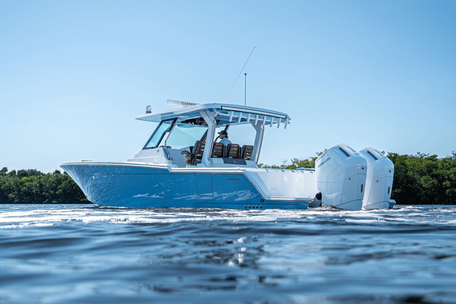 2024 Bertram 39 CC Centre Console for sale - YachtWorld