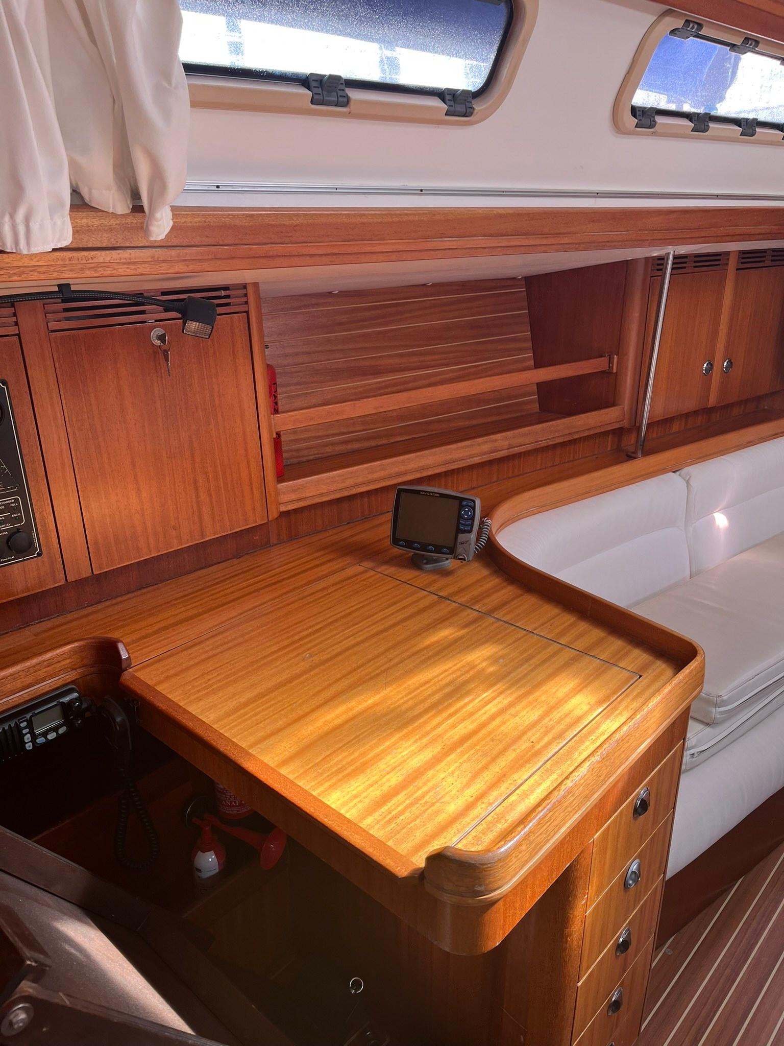 Custom Elan Line ELAN 40 Usado - Cosas de Barcos
