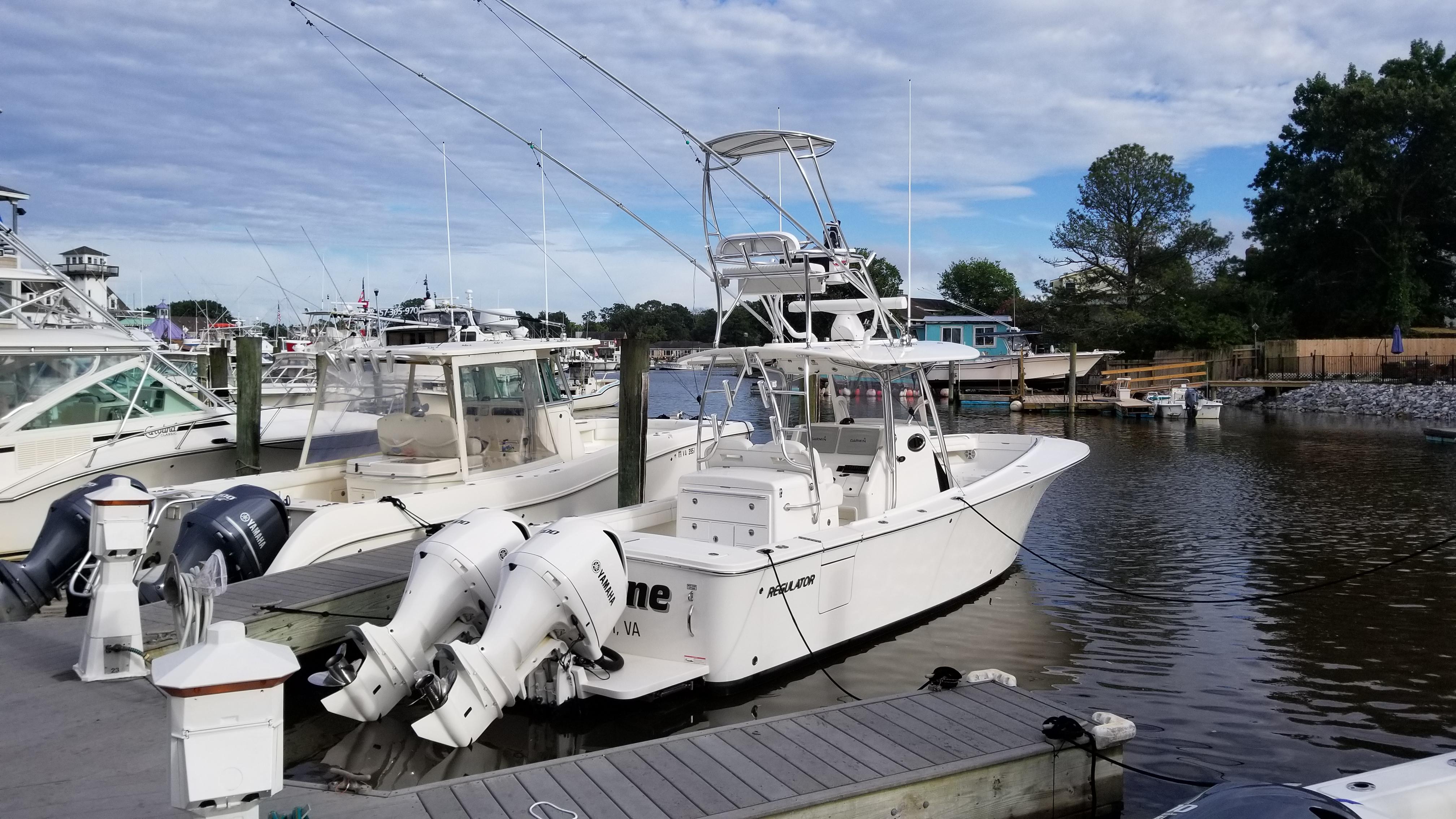 2017 Regulator 31 CC Centre Console for sale - YachtWorld