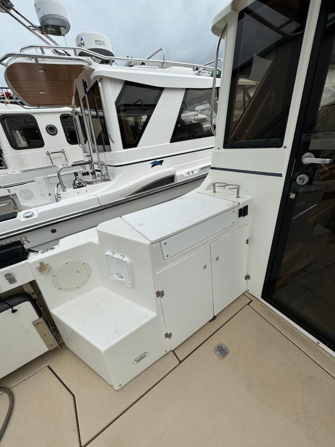 2017 Cutwater C28 Motor Yachts for sale - YachtWorld