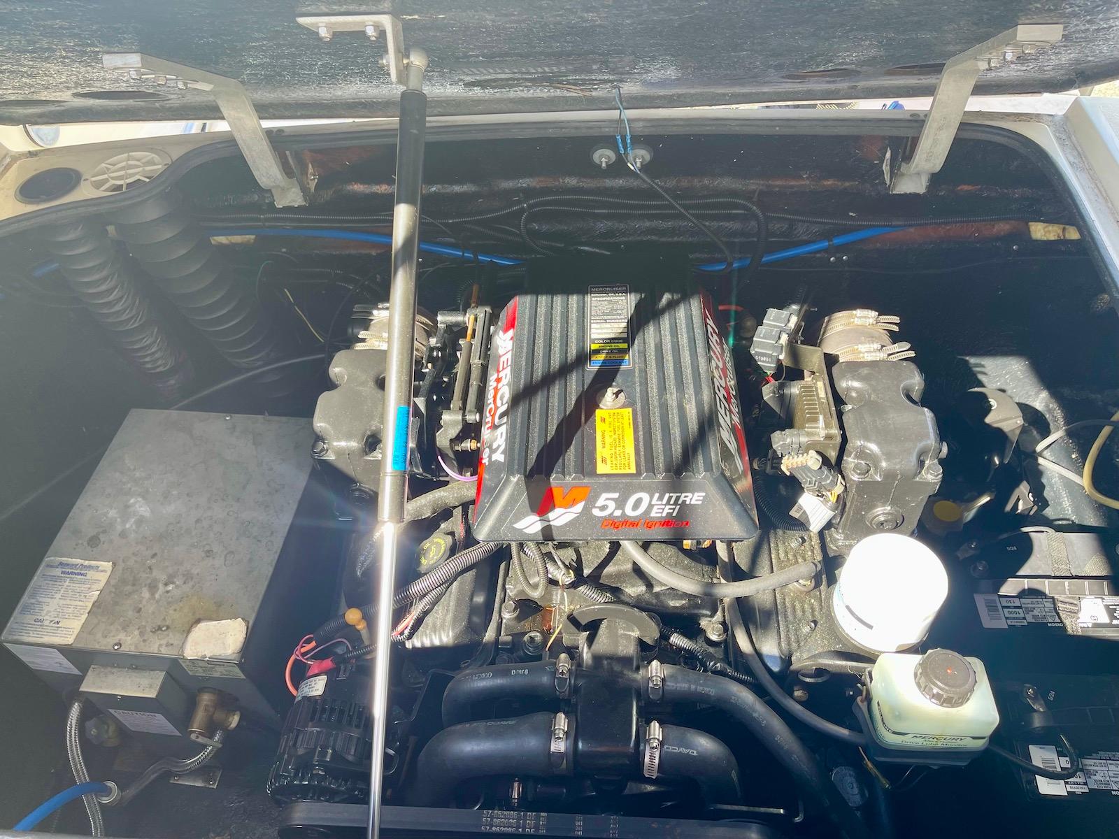 2001 Stingray 240 CS Cruiser for sale - YachtWorld