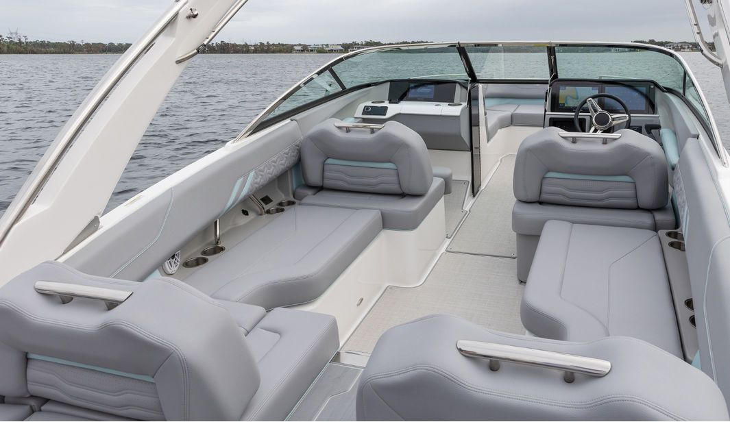 2026 Regal LS4 Bowrider till salu- YachtWorld