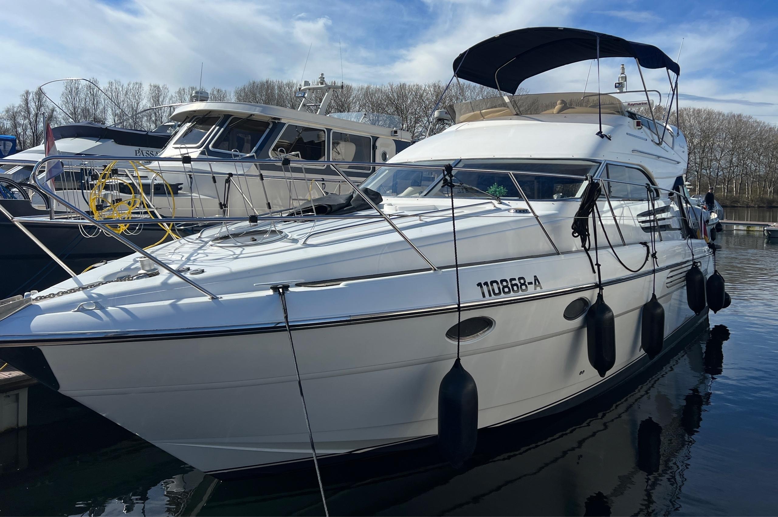 Fairline Phantom 40 Flybridge | 1995 | 40ft | Boatshop24