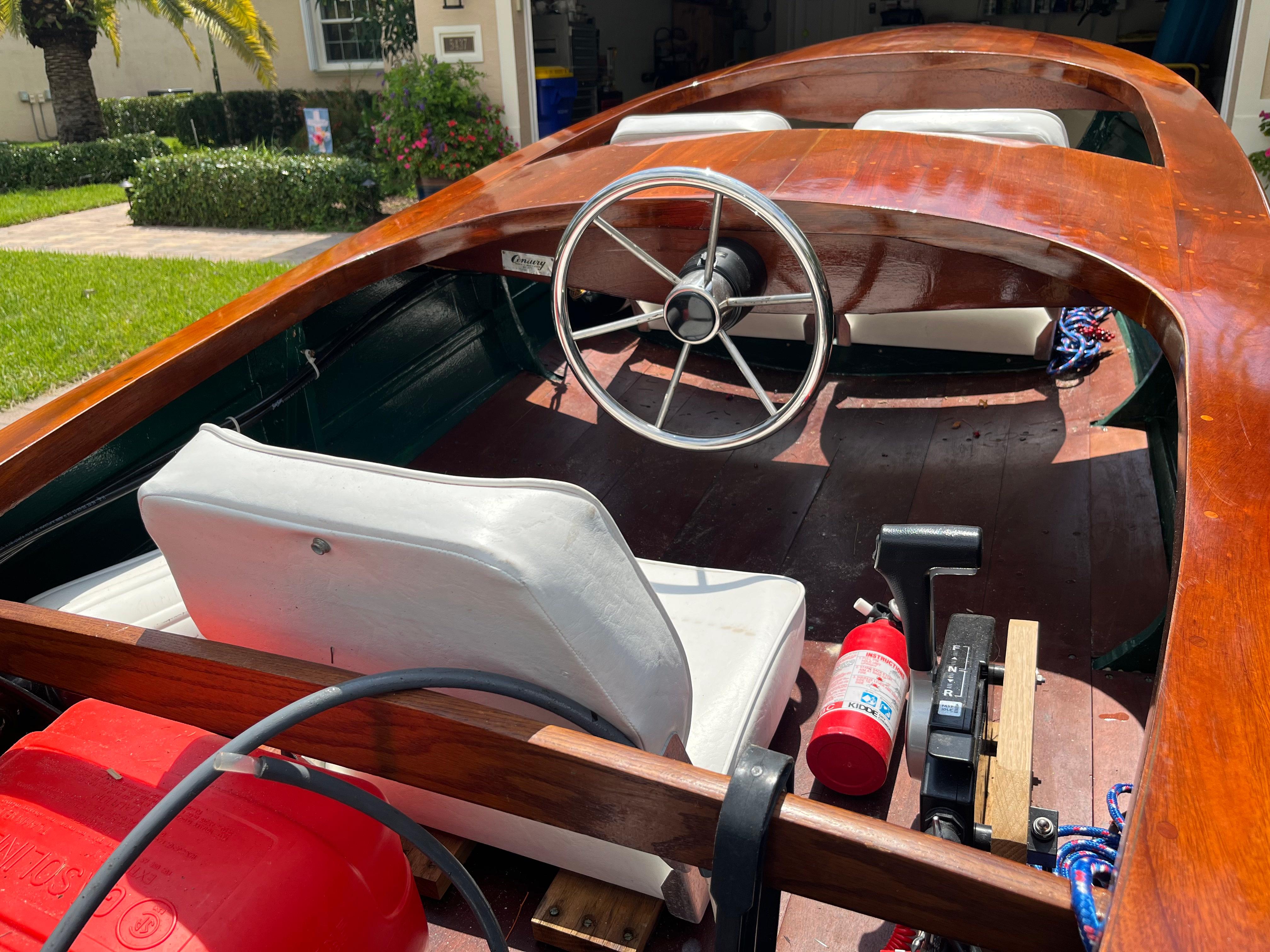 1964 Century Imperial Runabout Klassische Motorboote Kaufen - YachtWorld