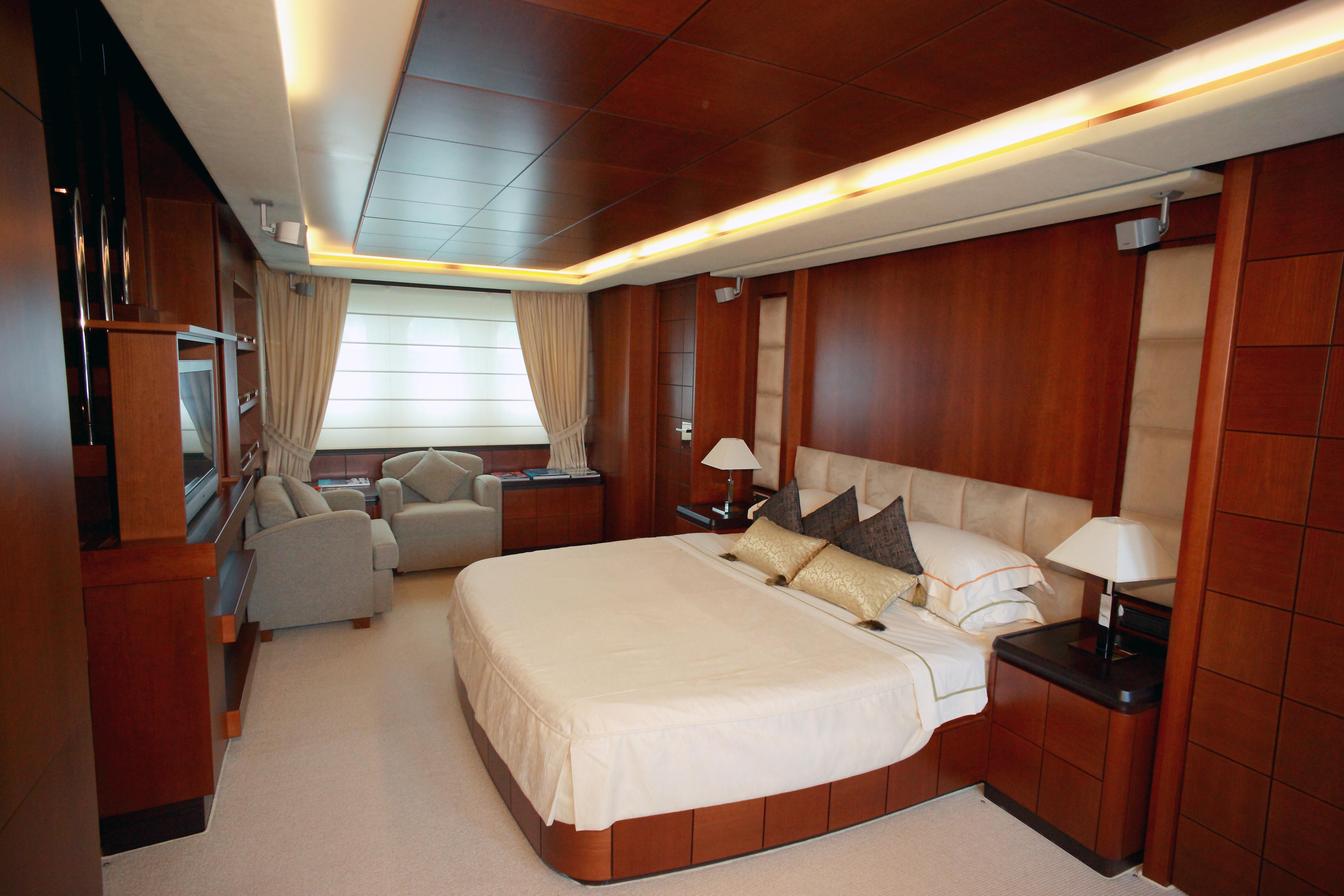 Hye Sea II Motor Yachts Azimut for sale - YachtWorld