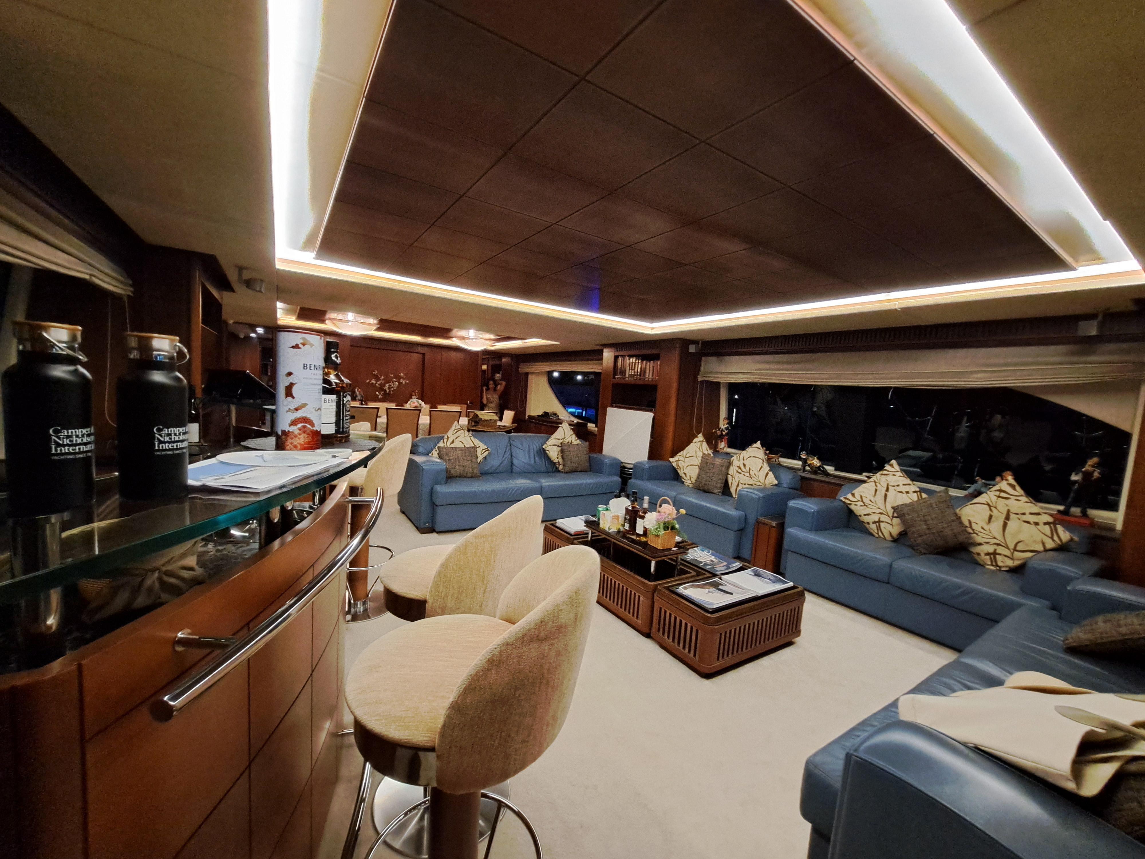 Hye Sea II Motor Yachts Azimut for sale - YachtWorld