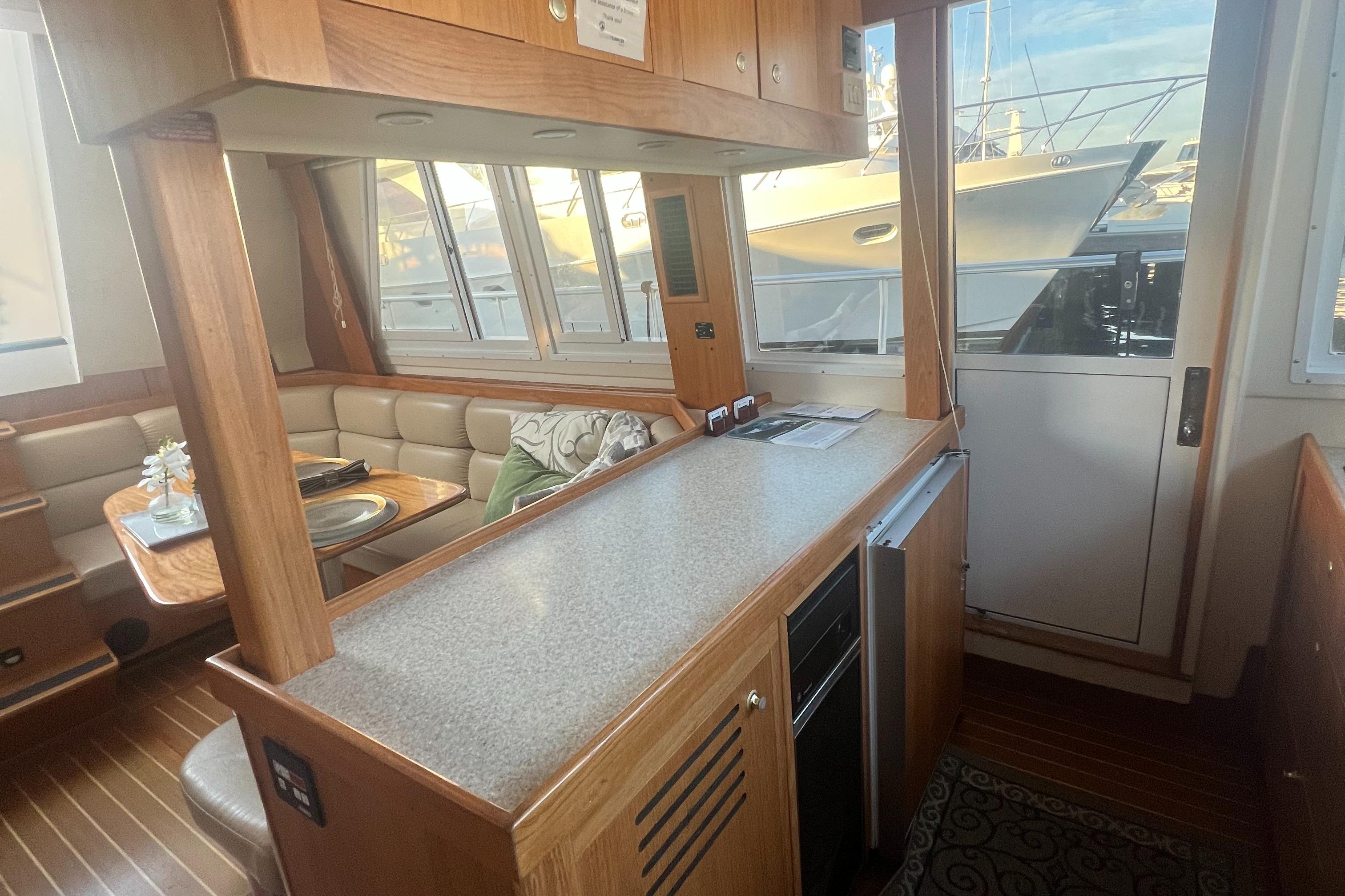 2000 Mainship 43 Trawler Aft Cabin Trawler for sale - YachtWorld