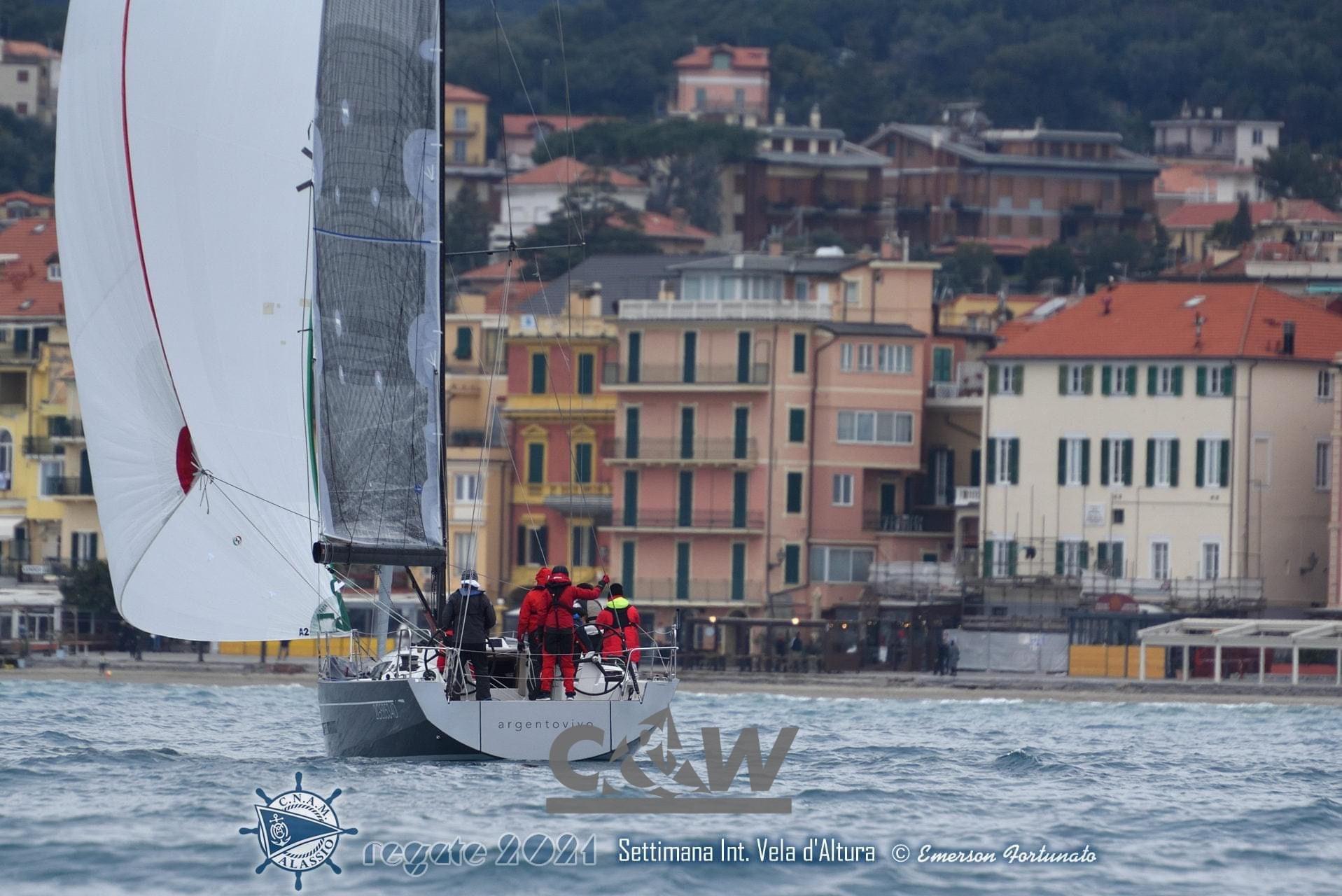 Solaris 37 | 2015 | 11m | Boatshop24