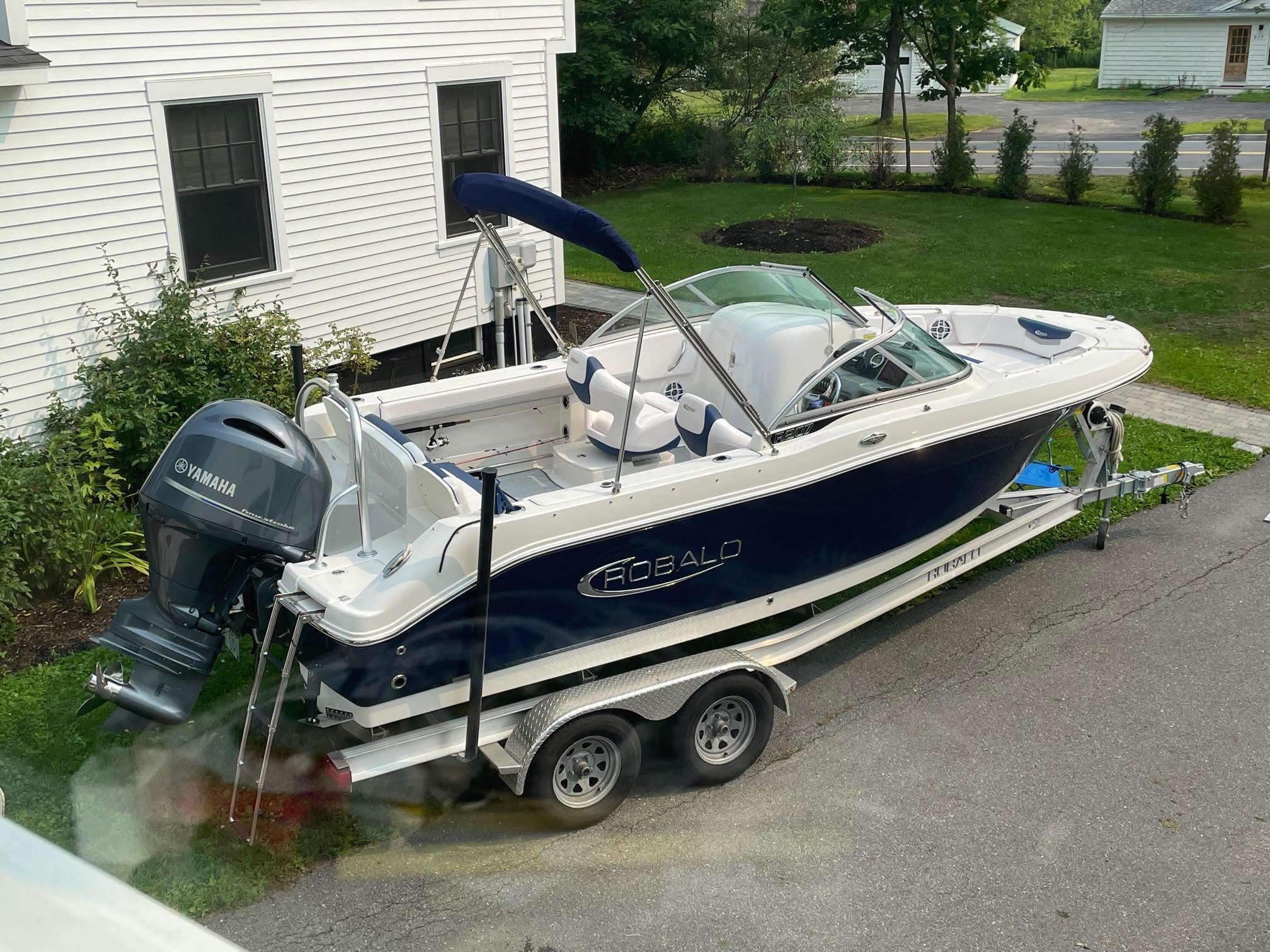 2021 Robalo R207 Dual Console Bowrider for sale - YachtWorld