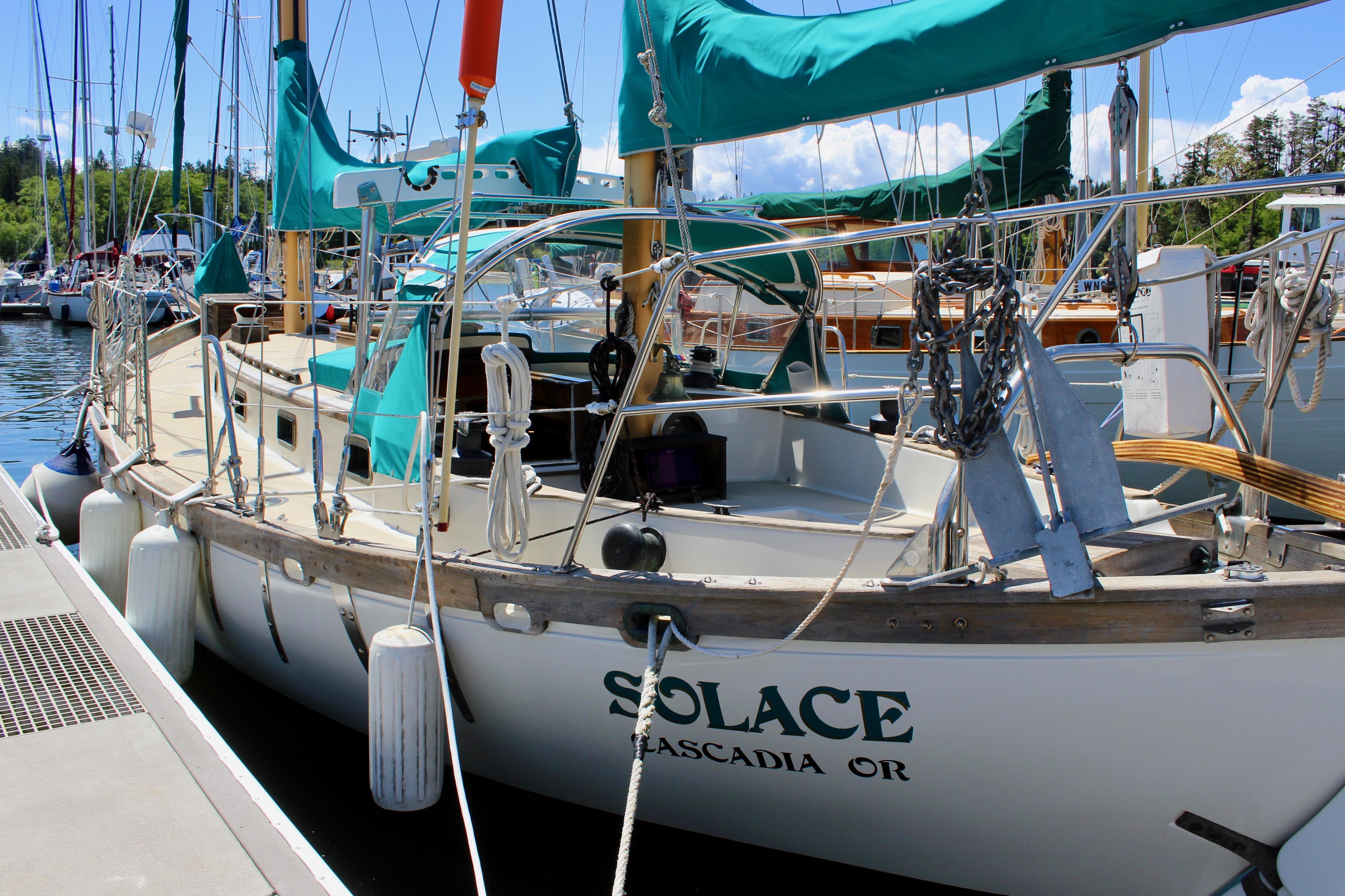 1980 Bluewater Yachts Ingrid 38 Cruiser for sale - YachtWorld