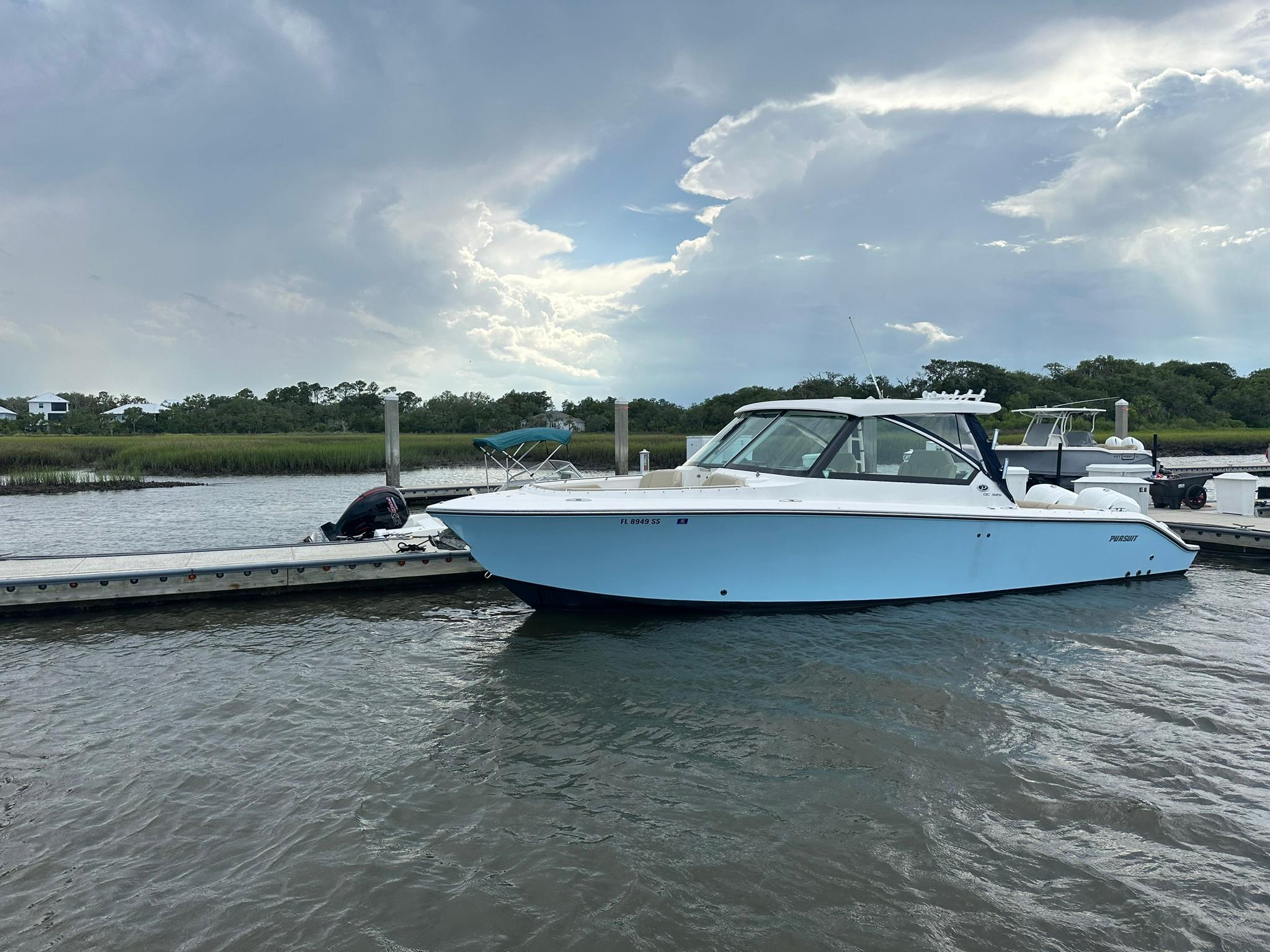 2018 Pursuit DC 325 Dual Console Dual Console for sale - YachtWorld