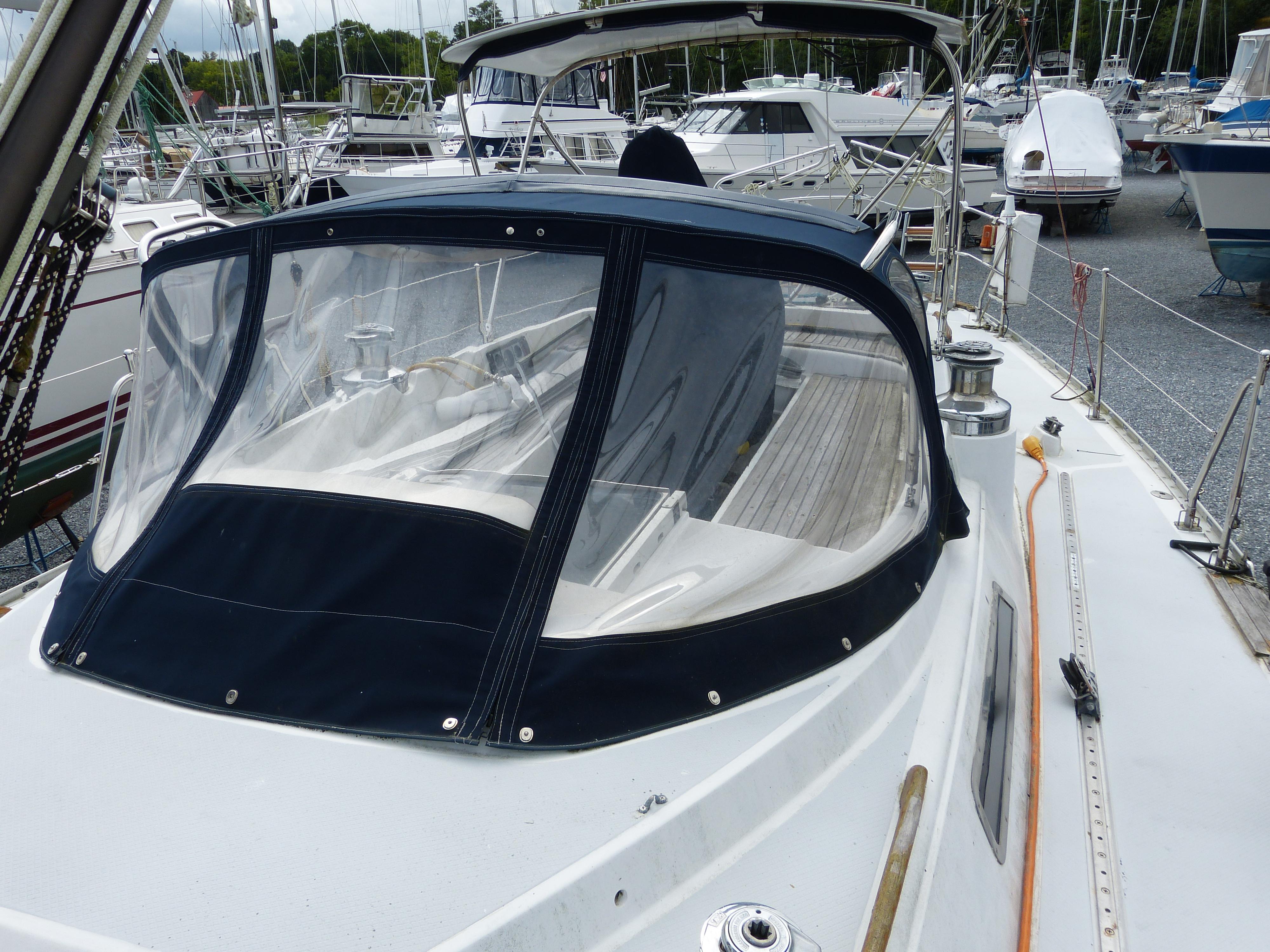 1990 Hylas 44 Cutter for sale - YachtWorld