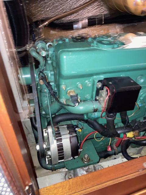 2002 Hallberg-Rassy 39 Centre Cockpit for sale - YachtWorld