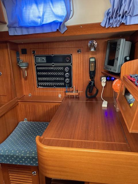 2002 Hallberg-Rassy 39 Centre Cockpit for sale - YachtWorld