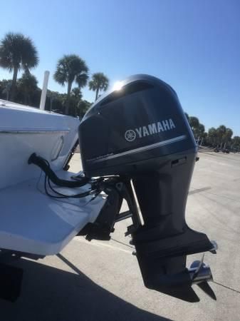 2001 Pro-Line 25 Sport Center Console for sale - YachtWorld