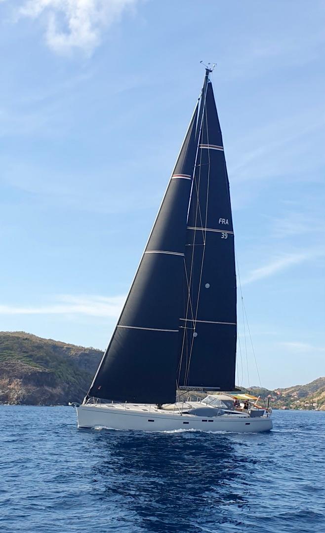 2013 CNB BORDEAUX 60 Cruiser for sale - YachtWorld