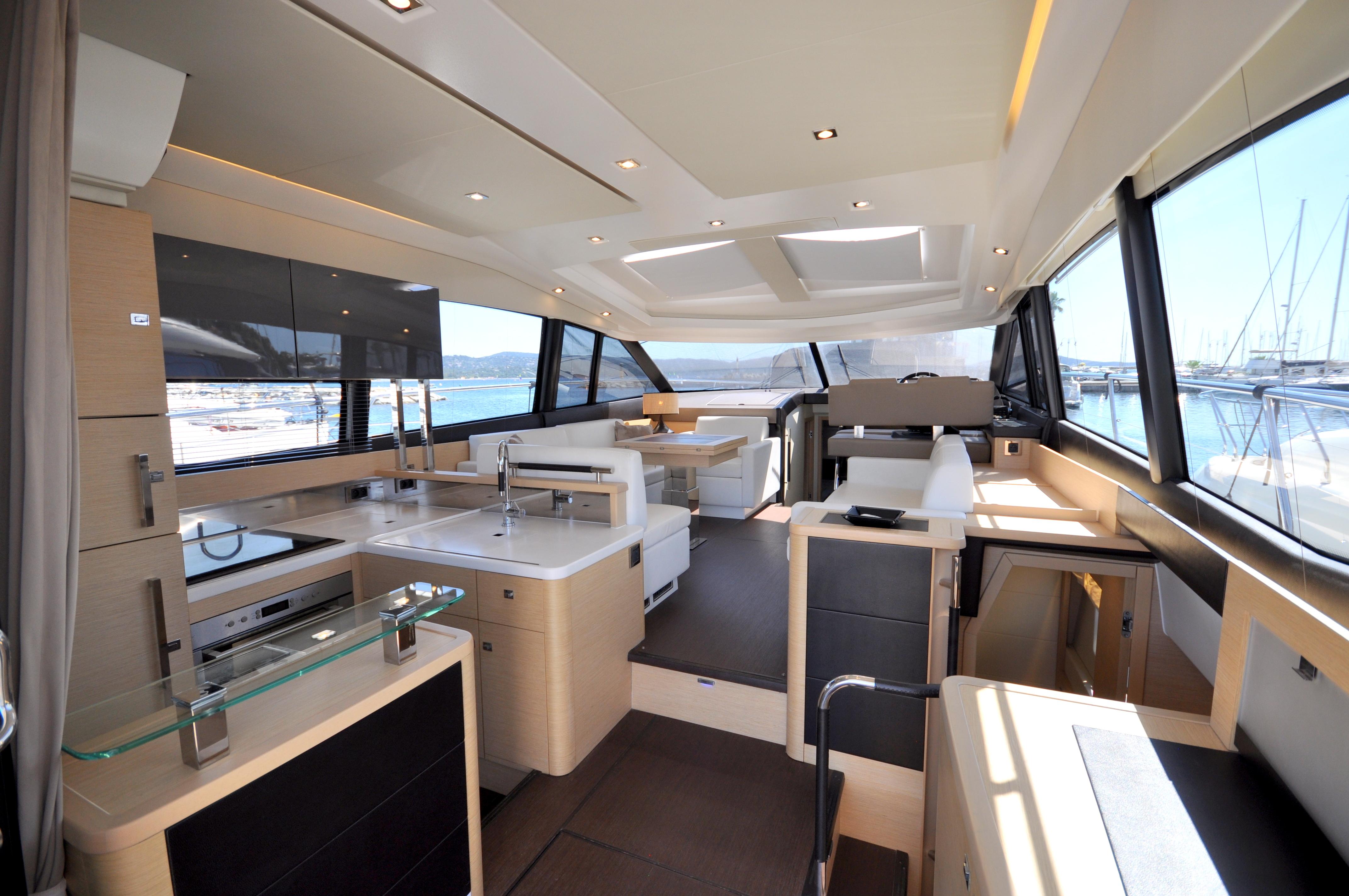 Ocasión 2017 Prestige 500S - Var ( 83 ) | TopBarcos.com