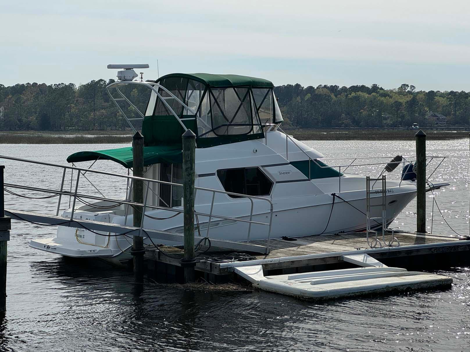 Used 1997 Silverton 351 Sedan Cruiser - South Carolina | TopBoats