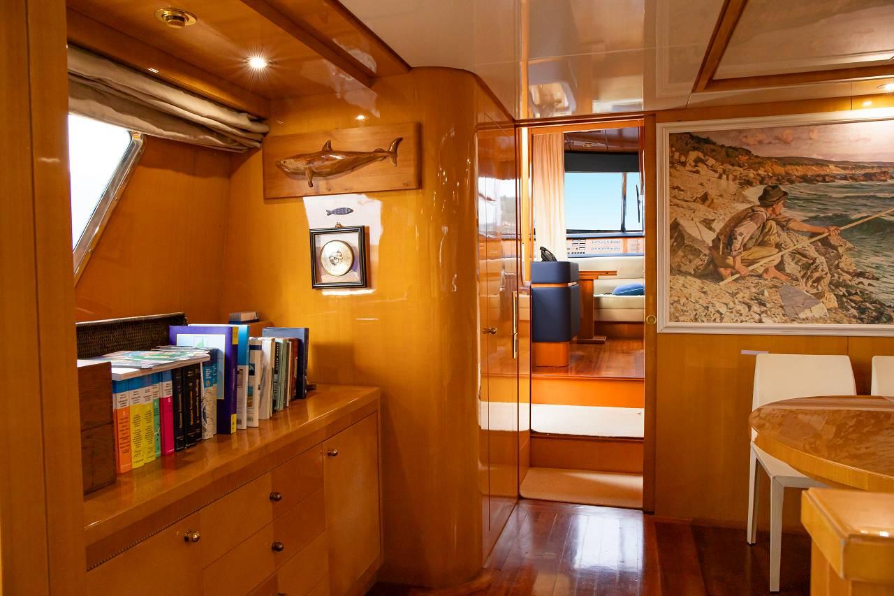 1999 Sanlorenzo SL82 Motor Yachts for sale - YachtWorld