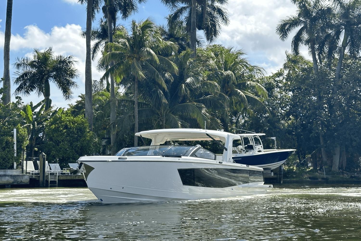 2024 Aviara AV40 Outboard Runabout for sale - YachtWorld