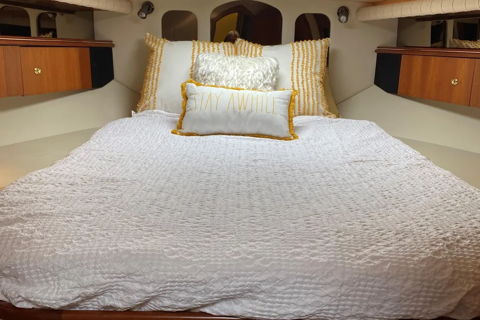 2002 Cruisers Yachts 4270 Express Motor Yachts for sale - YachtWorld 2002 Cruisers Yachts 4270 Express Motor Yachts for sale - YachtWorld