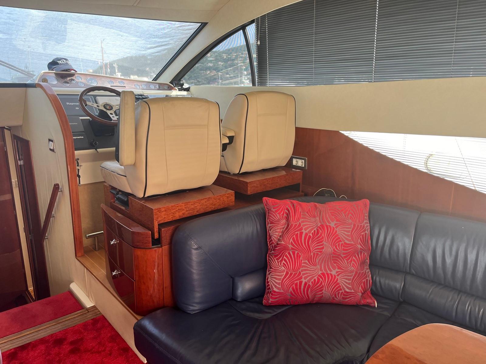 2006 Fairline Phantom 50 Flybridge for sale - YachtWorld