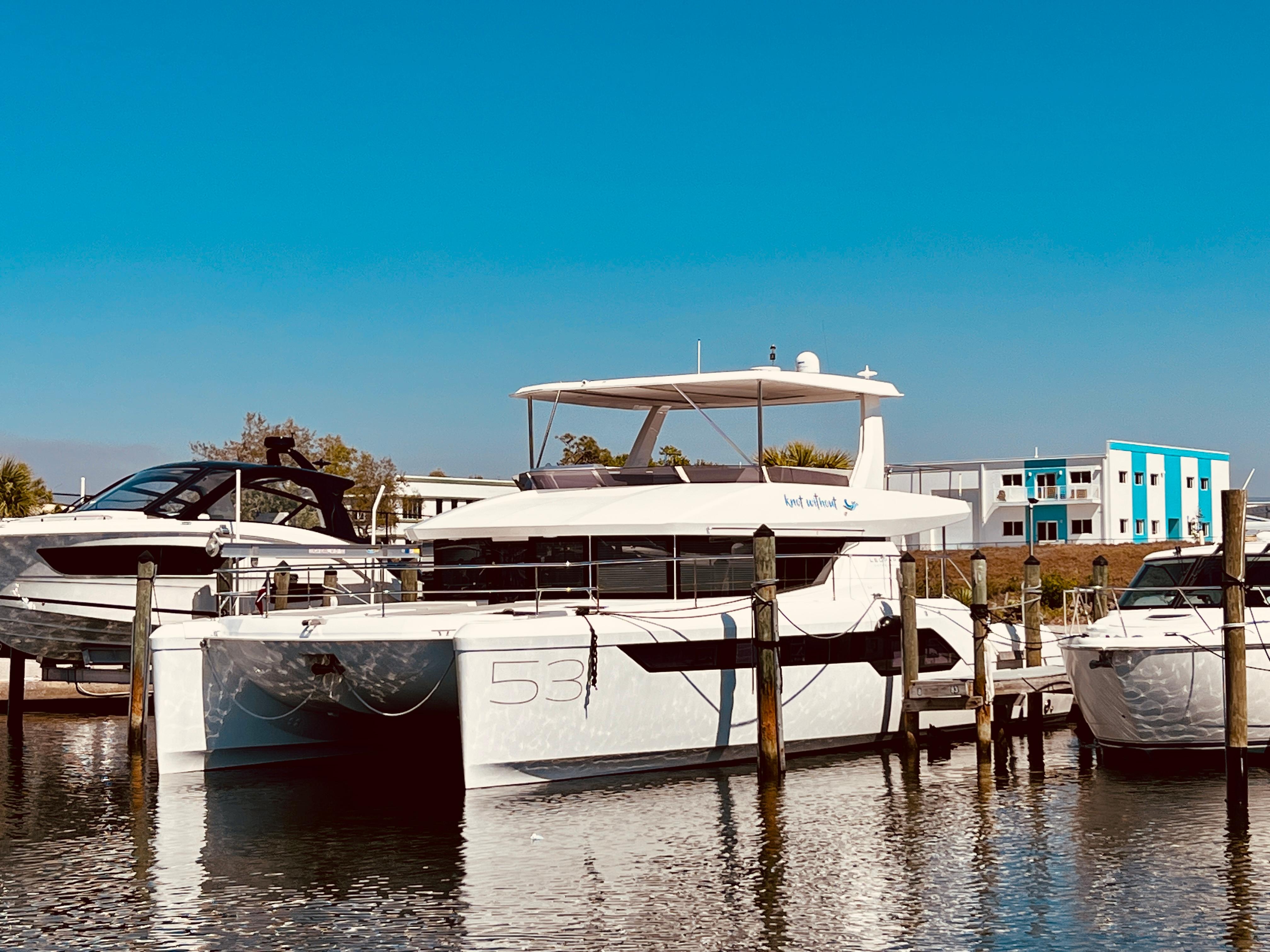 2021 Leopard 53 Powercat Katamaran Kaufen - YachtWorld