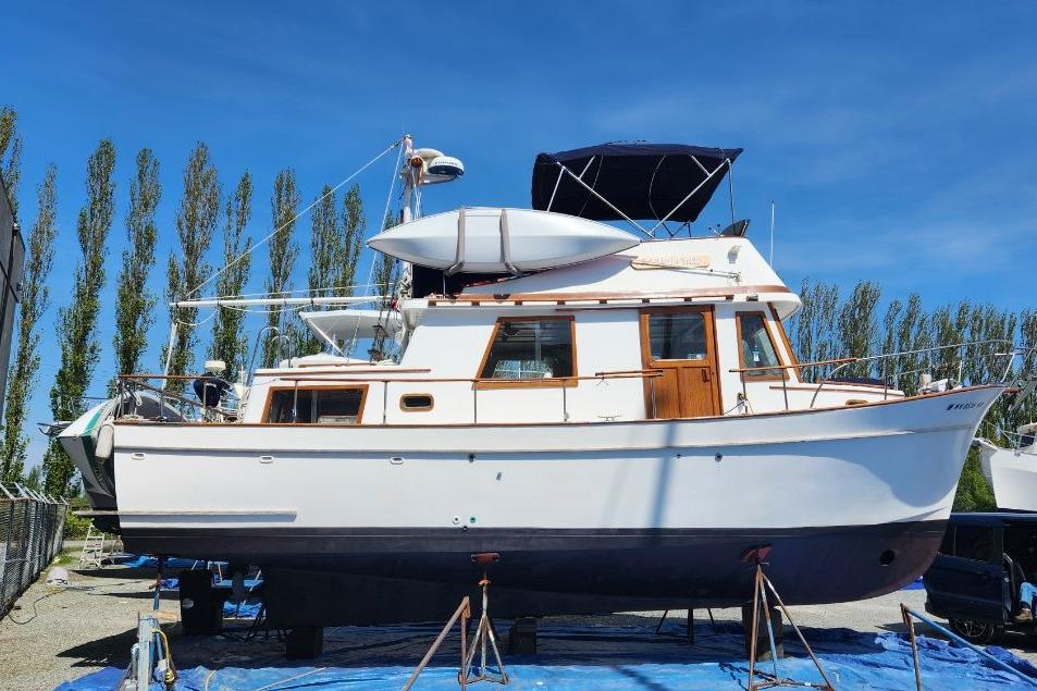 1976 CHB Double Cabin Trawler Trawler for sale - YachtWorld