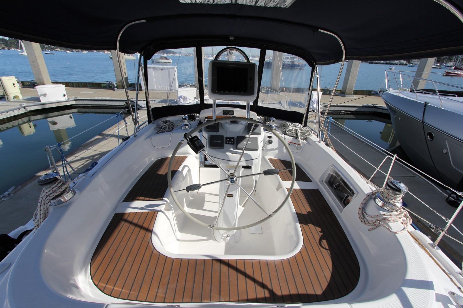 2009 Hunter 45 Center Cockpit Cruiser for sale - YachtWorld