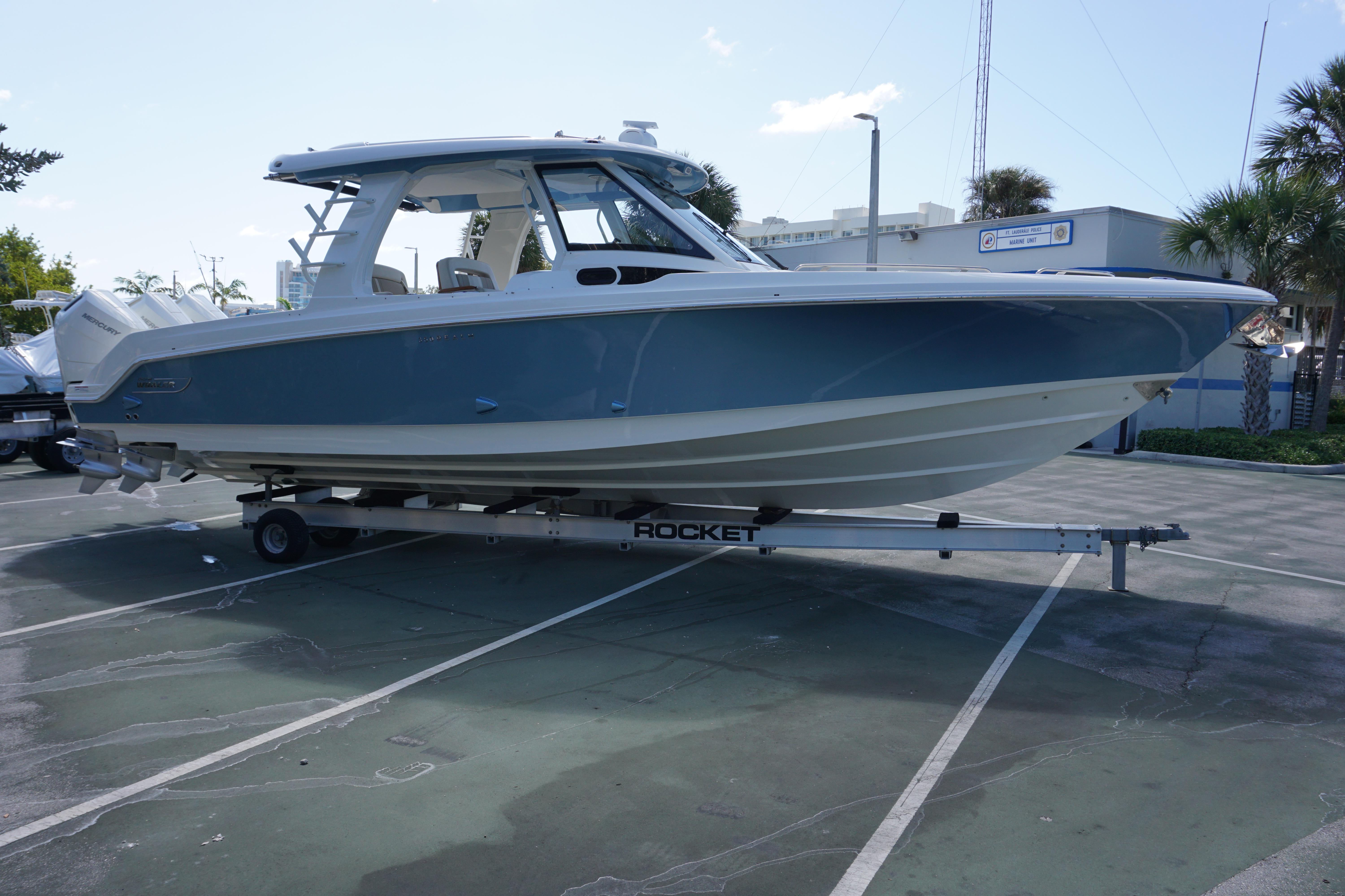 2024 Boston Whaler 350 Realm Express Cruiser for sale - YachtWorld