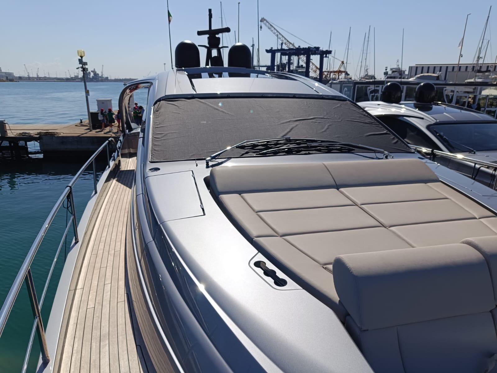 2023 Pershing 7X Motor Yachts for sale - YachtWorld