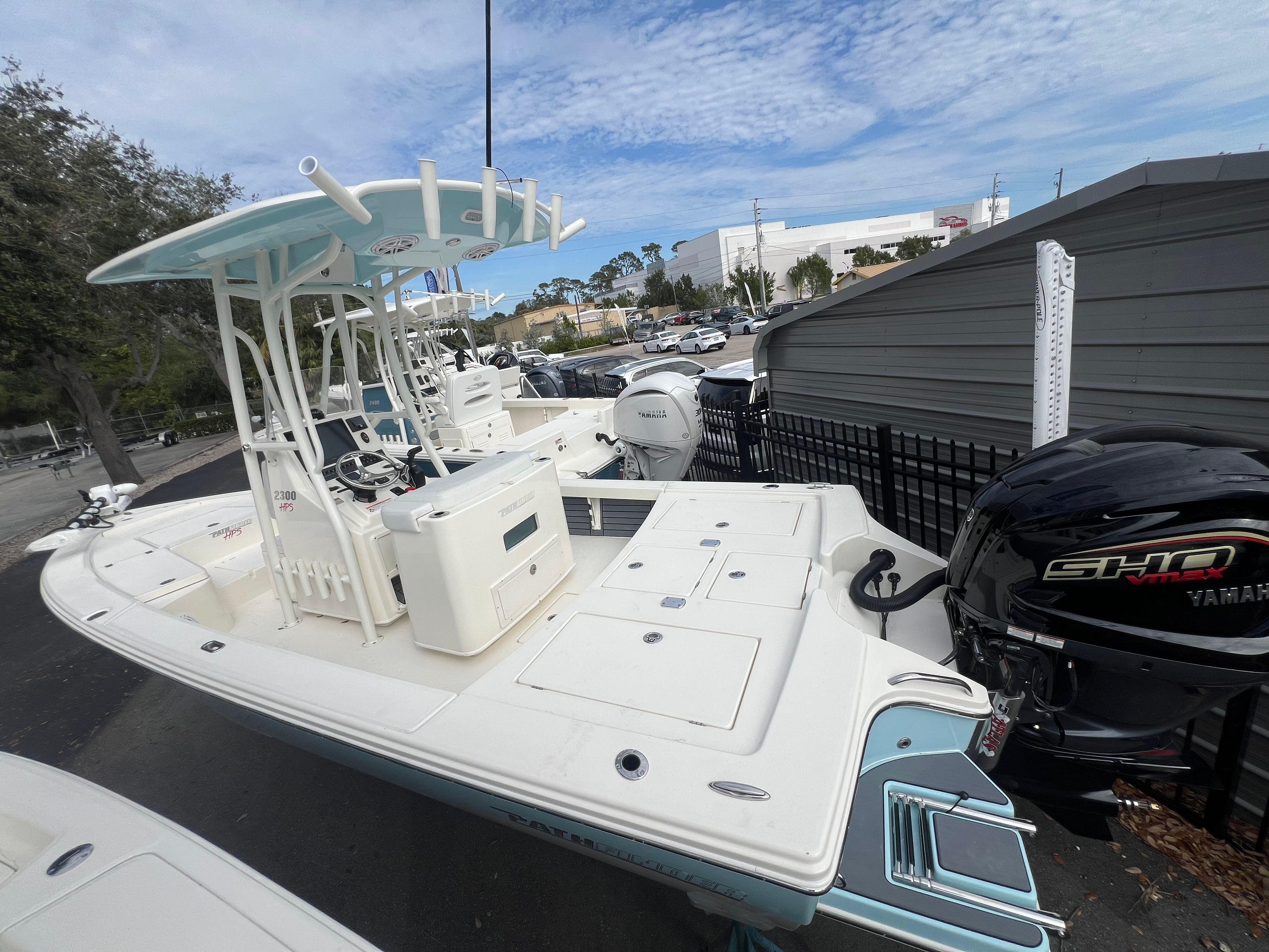2025 Pathfinder 2300 HPS Centre Console for sale - YachtWorld
