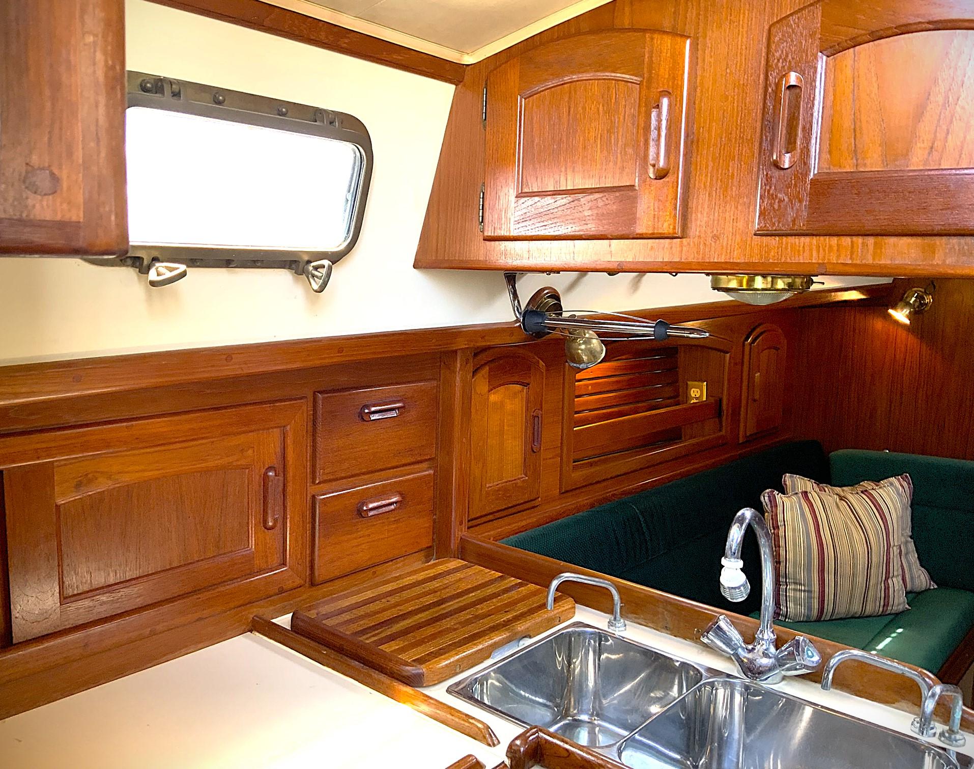 1994 Pacific Seacraft 34 Cruiser for sale - YachtWorld