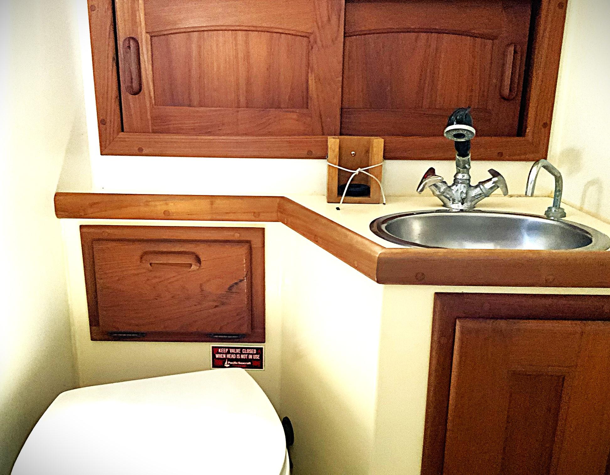 1994 Pacific Seacraft 34 Cruiser for sale - YachtWorld