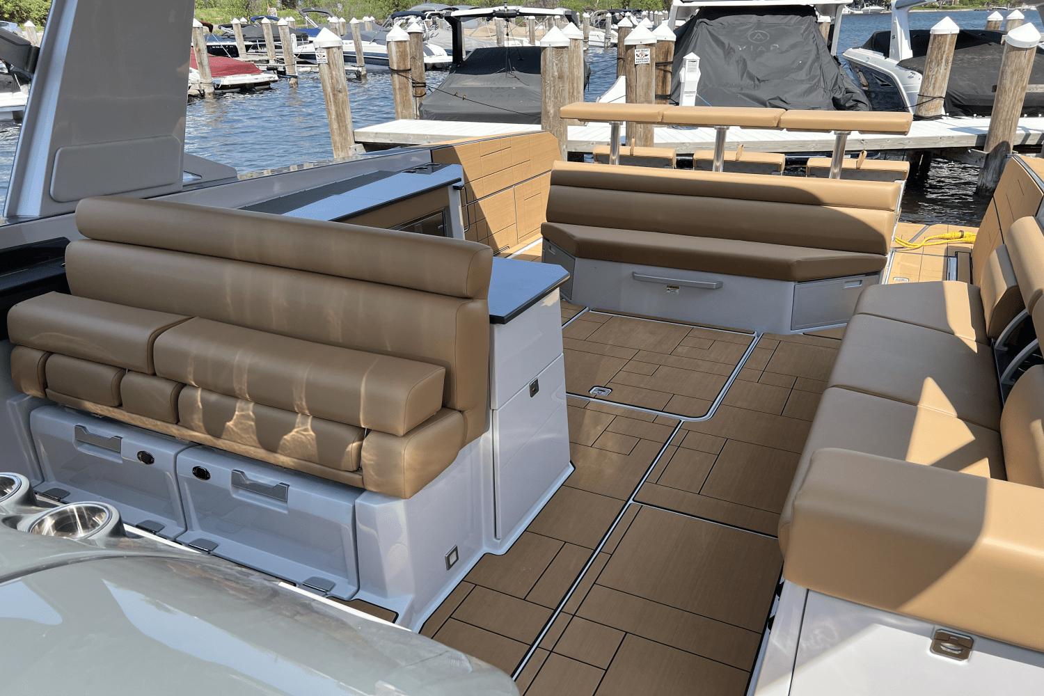 2024 Aviara AV40 Runabout for sale - YachtWorld