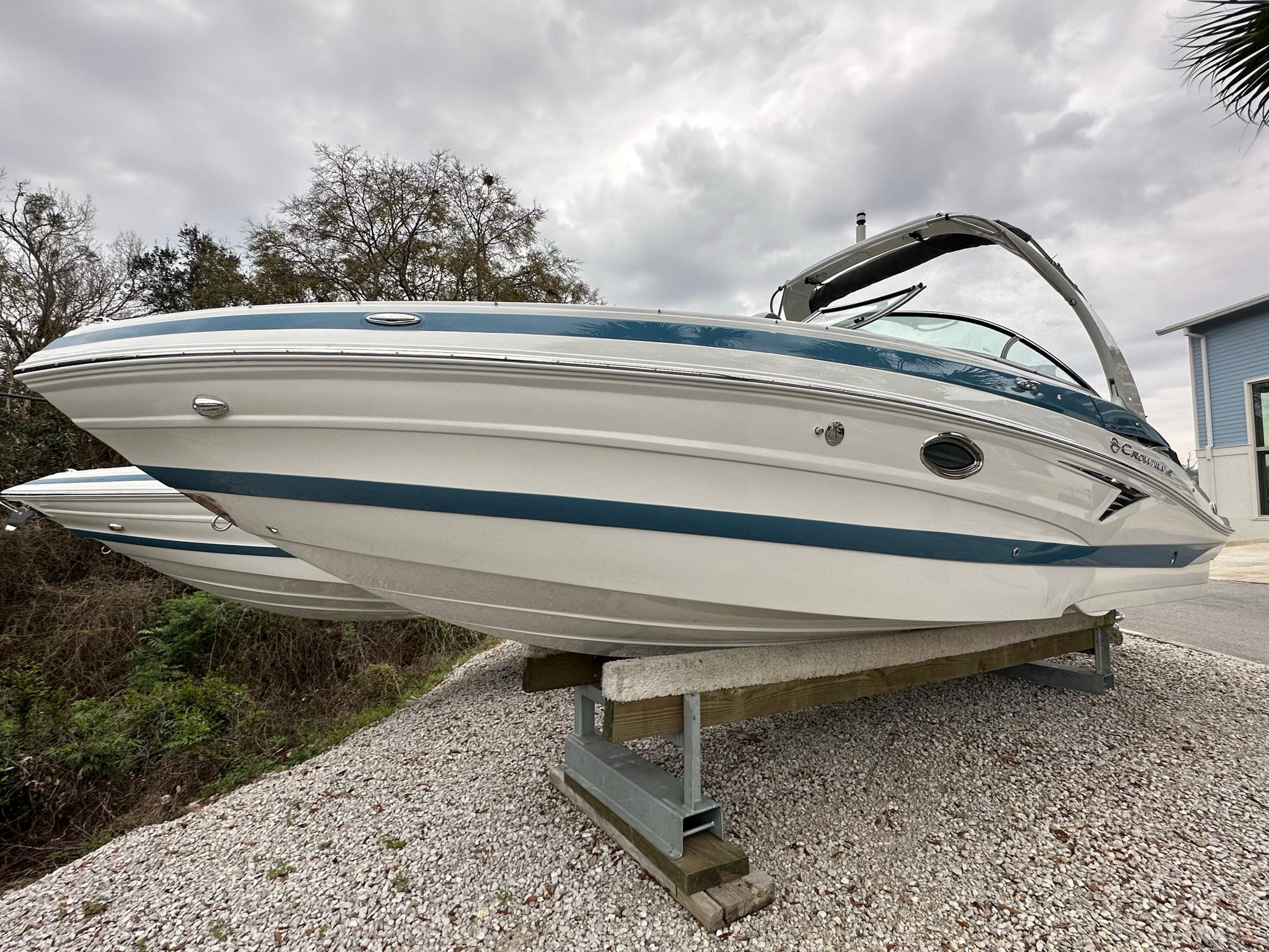 2023 Crownline 260 XSS Deck for sale - YachtWorld