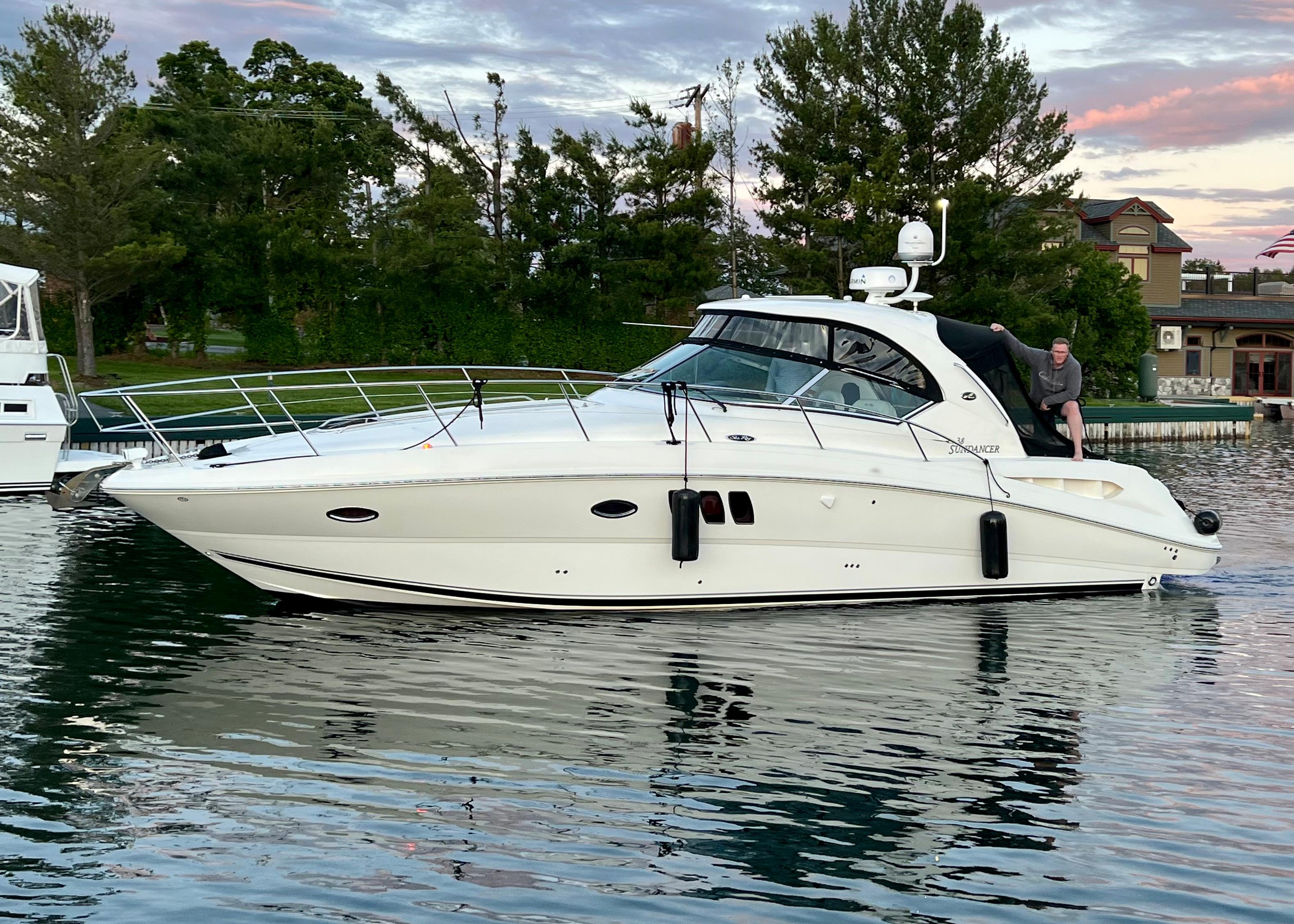 2006 Sea Ray 38 Sundancer Cruiser for sale - YachtWorld