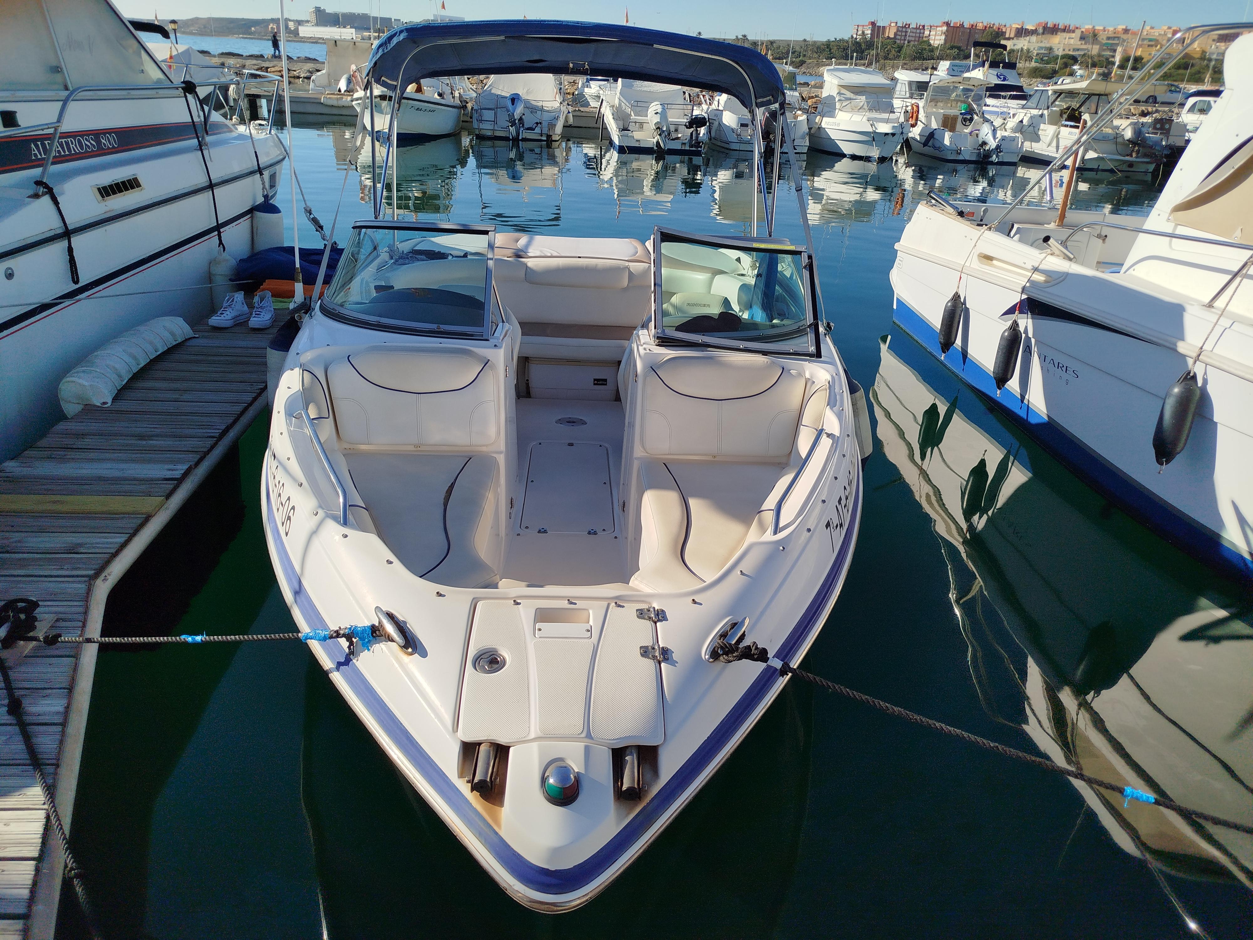 Ocasión 2006 Rinker Captiva - Alicante | TopBarcos.com