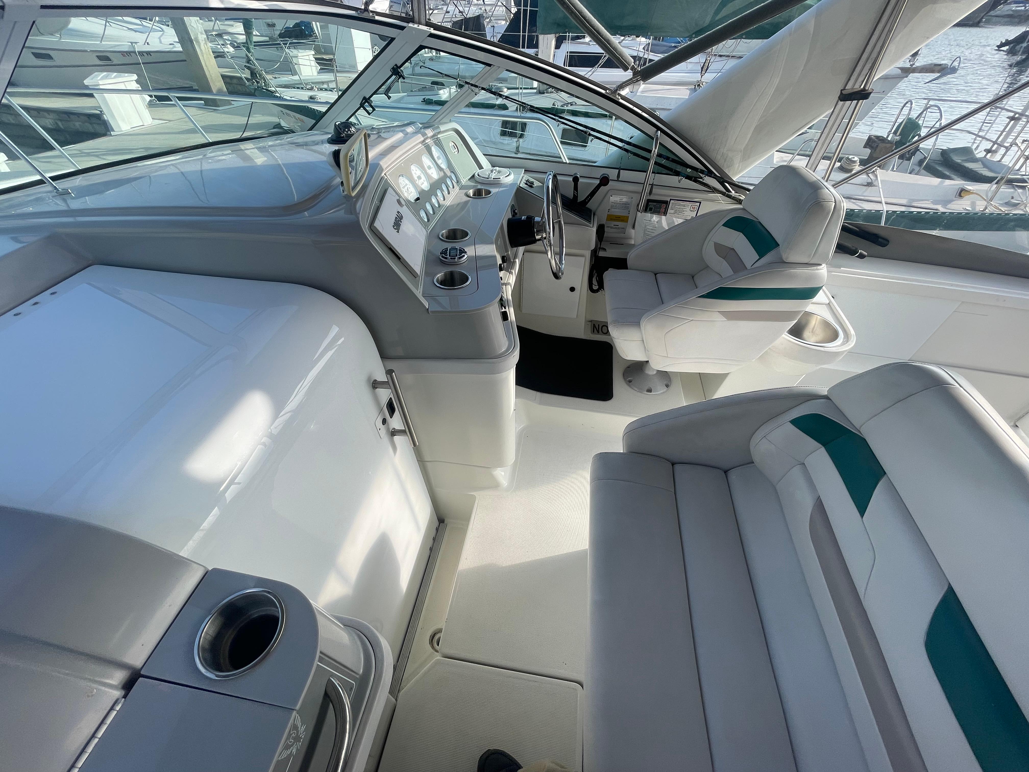 1999 Formula Express Express Cruiser for sale - YachtWorld