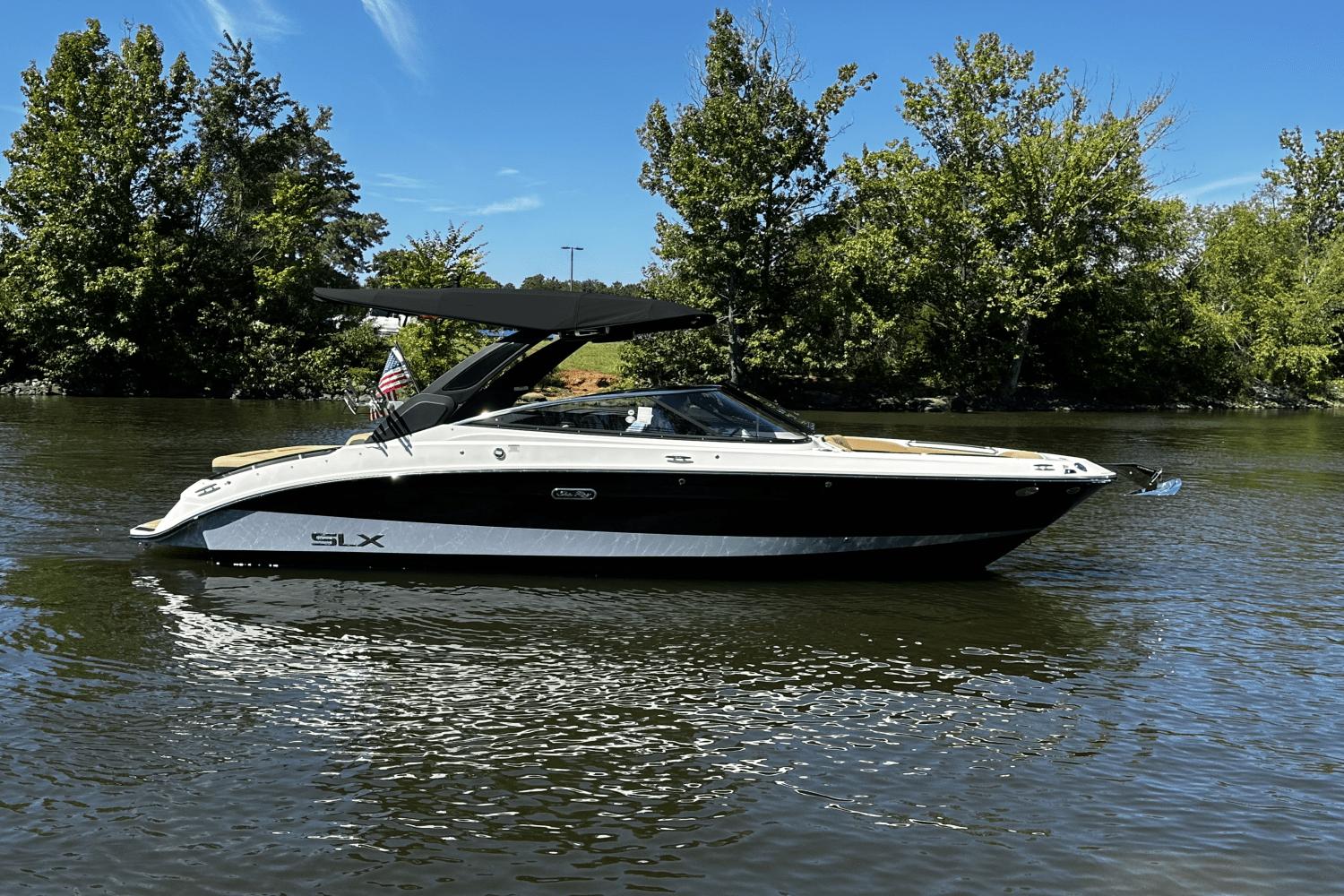 2024 Sea Ray SLX 260 Surf Runabout for sale - YachtWorld