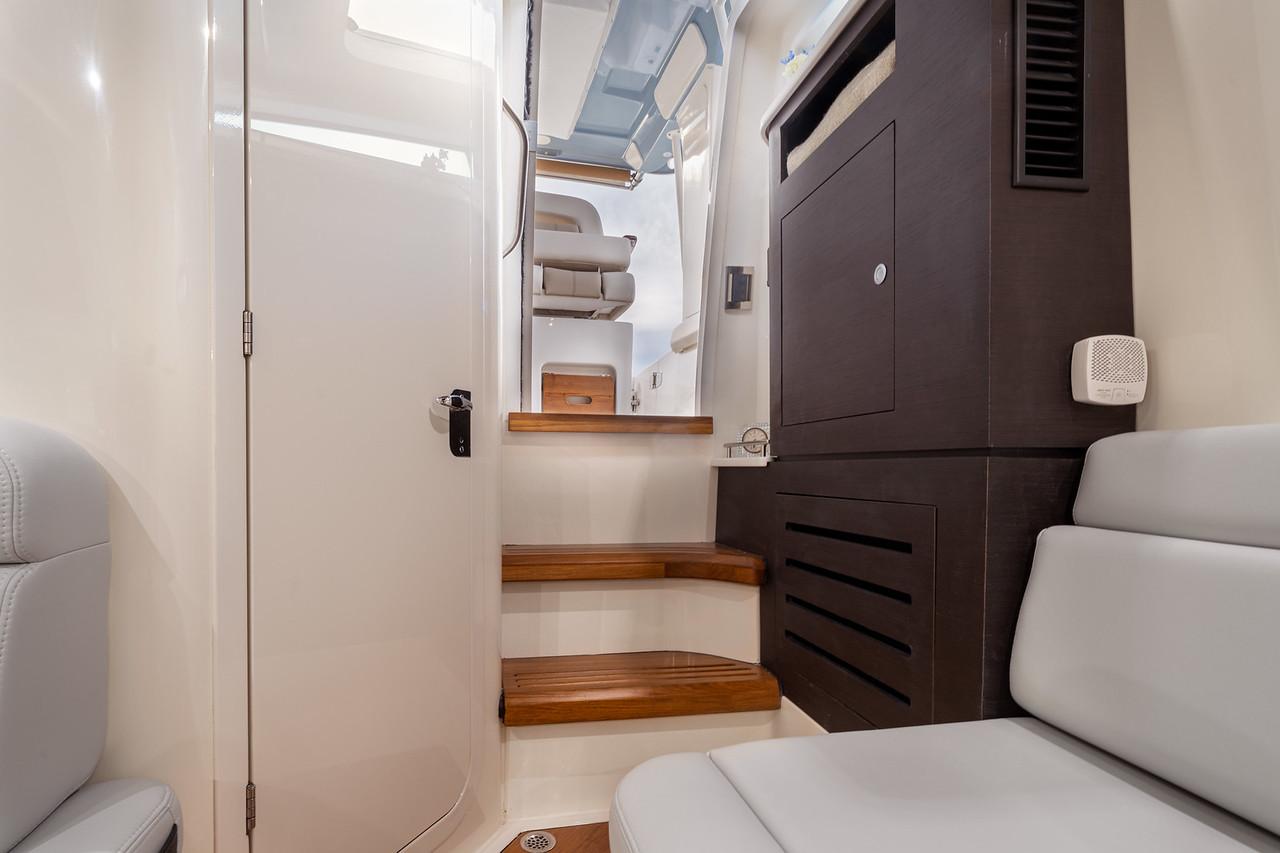 2026 Boston Whaler 350 Realm Croiseurs rapides à vendre - YachtWorld