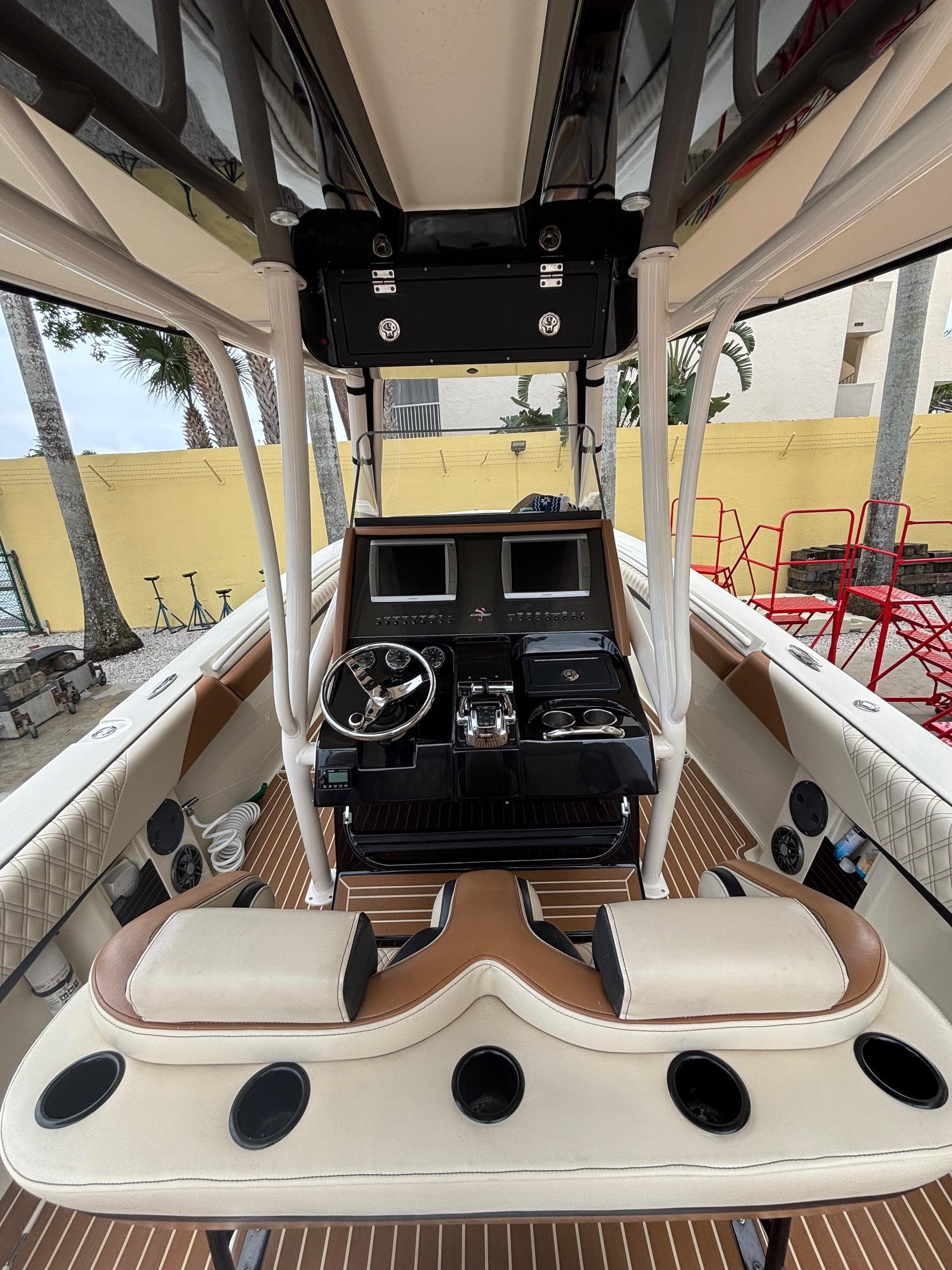 2013 Statement 35 Center Console Center Console for sale - YachtWorld
