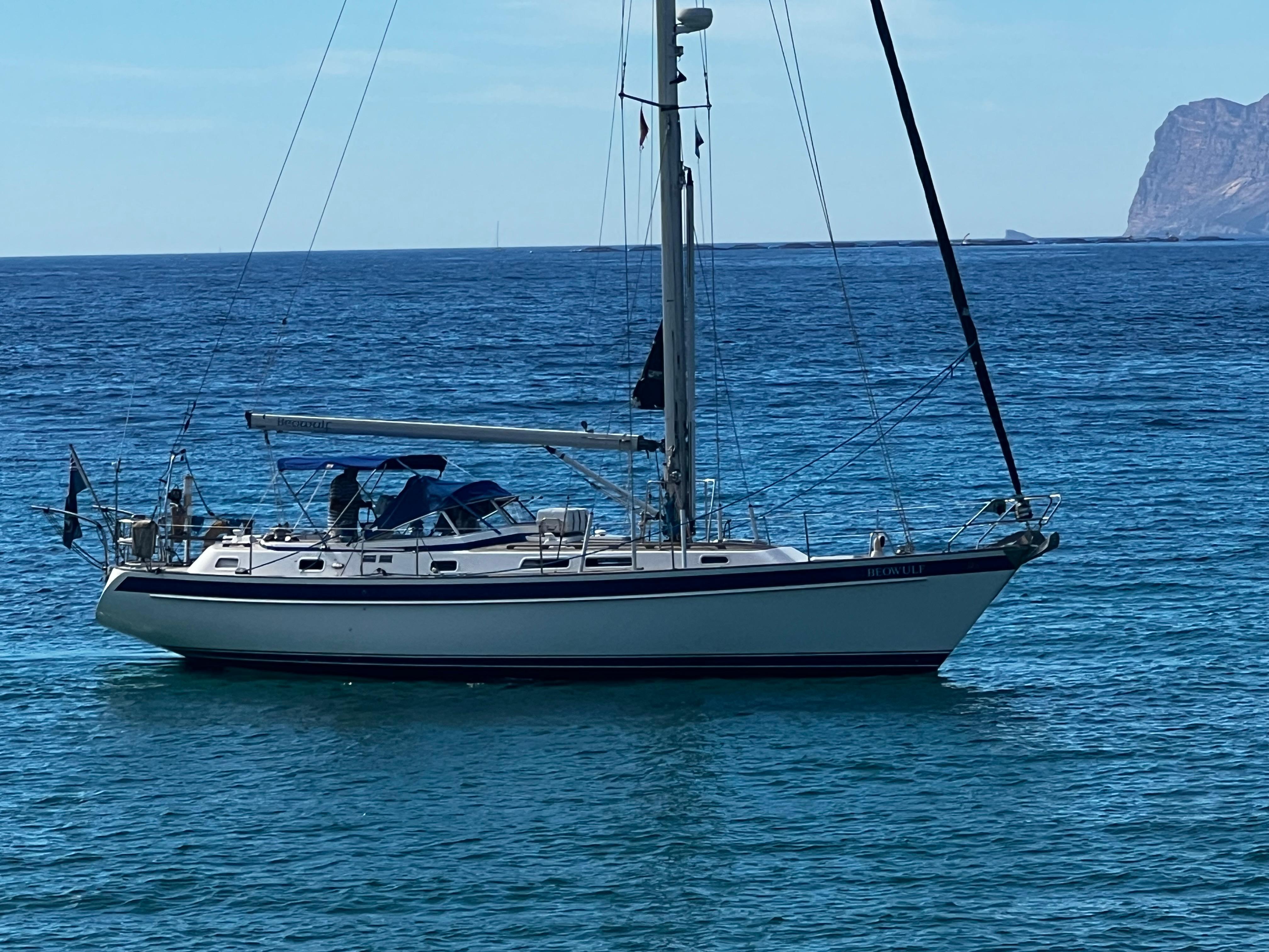 2001 Hallberg-Rassy 42 Cruiser for sale - YachtWorld