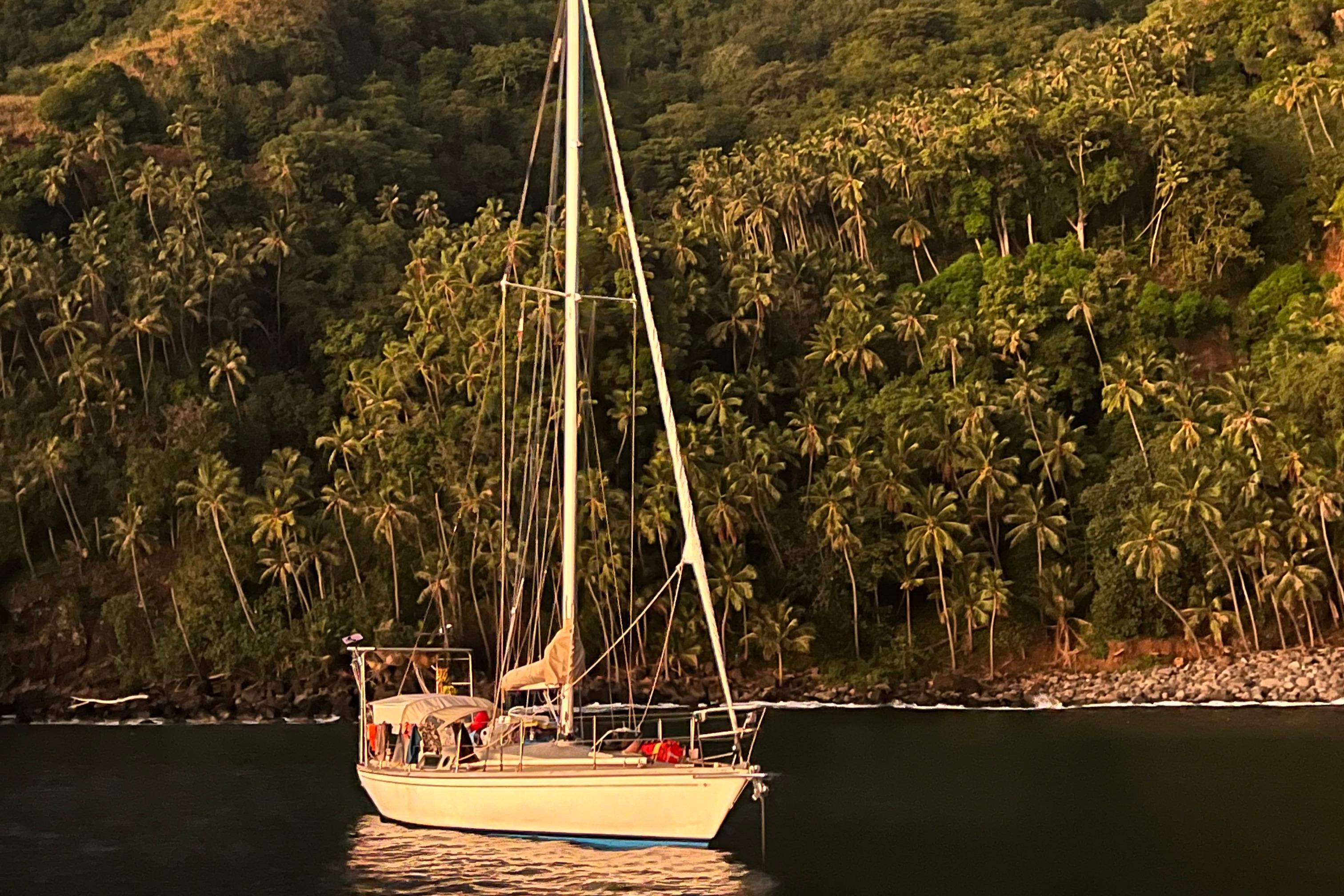 1979 Ta Chiao CT 38 Balandros y sloops en venta - YachtWorld